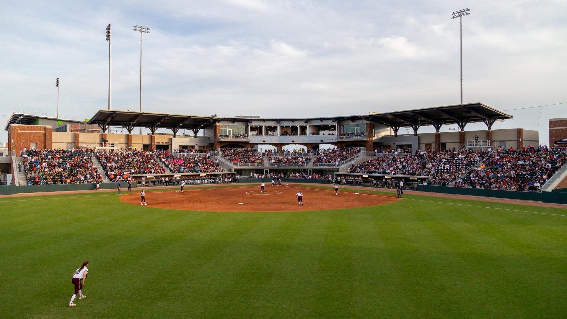 Softball Diamond Wallpapers - Top Free Softball Diamond Backgrounds ...