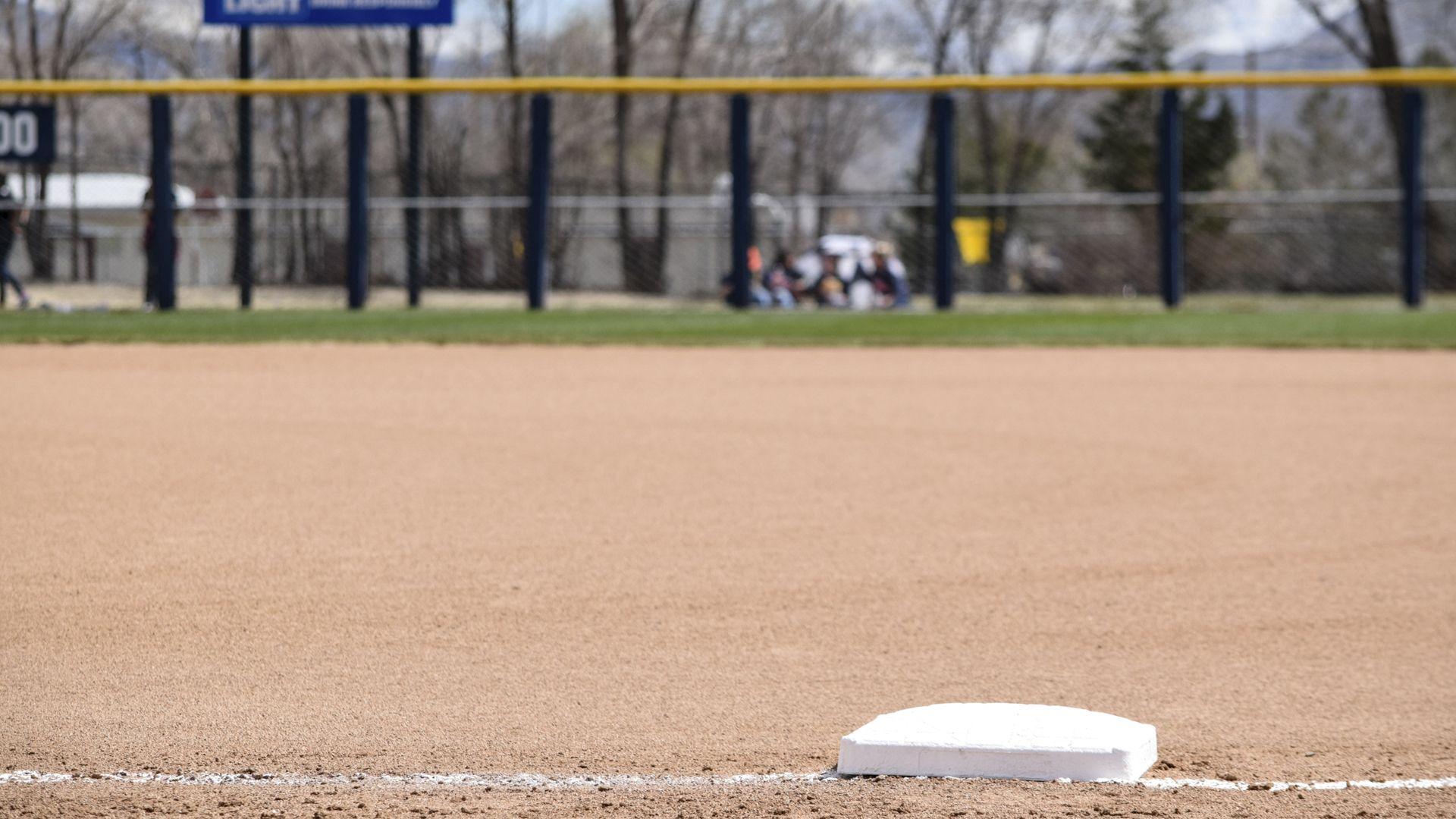 Softball Diamond Wallpapers - Top Free Softball Diamond Backgrounds ...