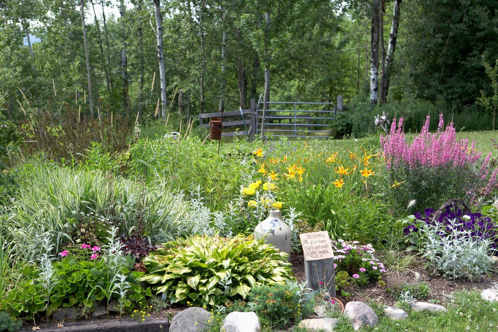 Country Garden Wallpapers - Top Free Country Garden Backgrounds ...