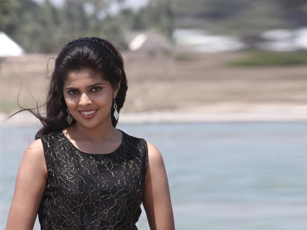 Arrambam Wallpapers - Top Free Arrambam Backgrounds - WallpaperAccess