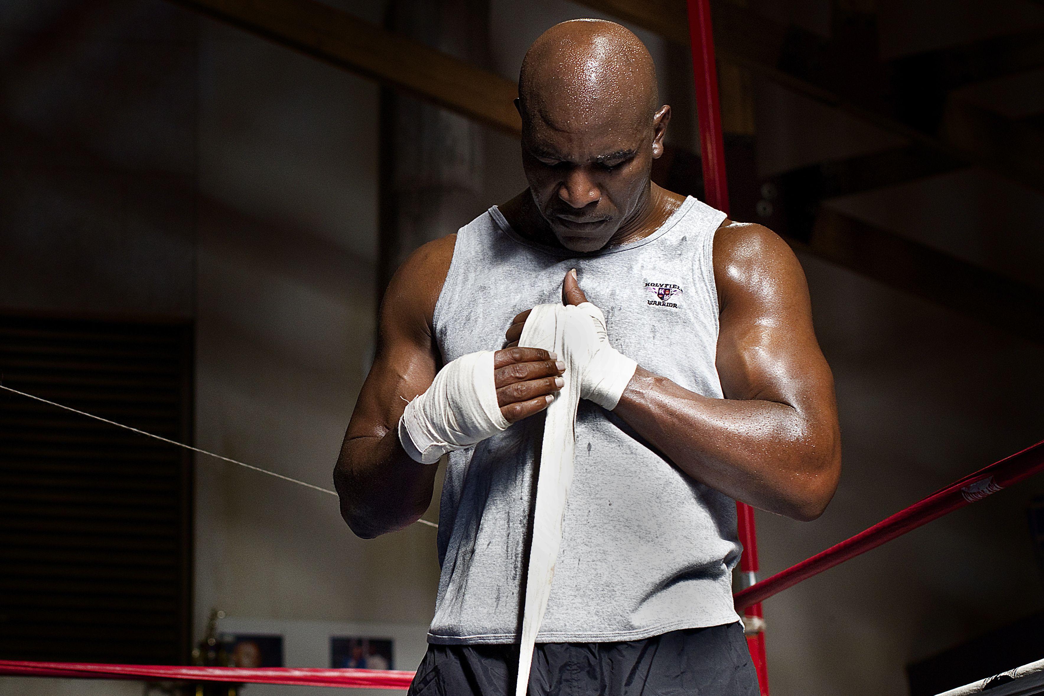 Evander Holyfield Wallpapers - Top Free Evander Holyfield Backgrounds ...