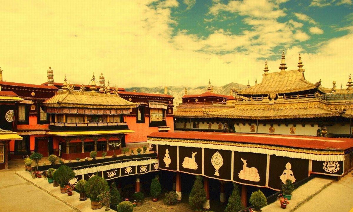 Tibetan Temple Wallpapers - Top Free Tibetan Temple Backgrounds ...