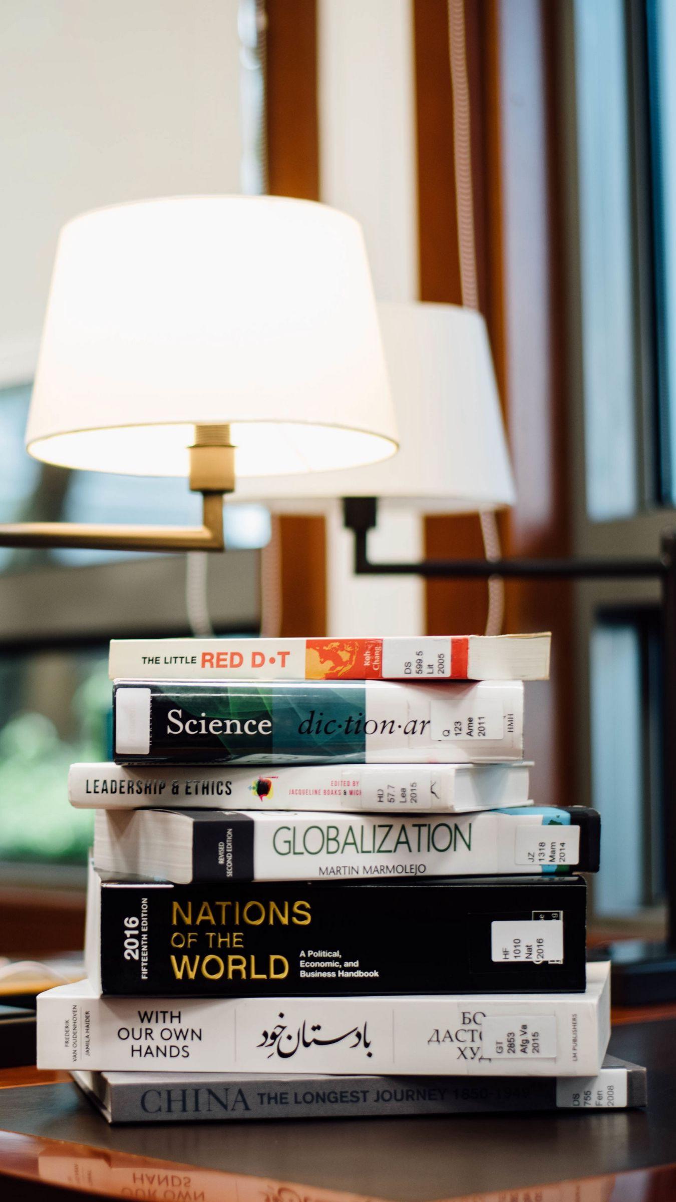 iPhone Books Wallpapers - Top Free iPhone Books Backgrounds ...