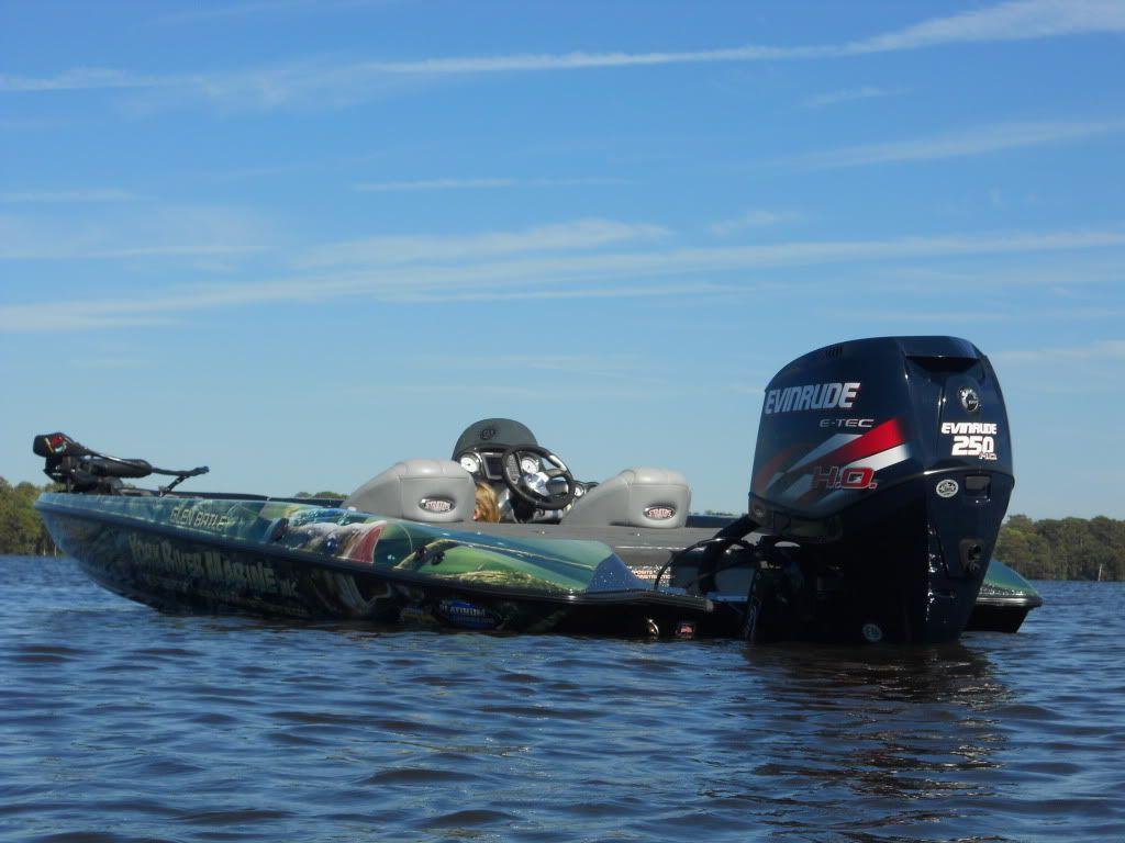 Bass Boat Wallpapers - Top Free Bass Boat Backgrounds - WallpaperAccess