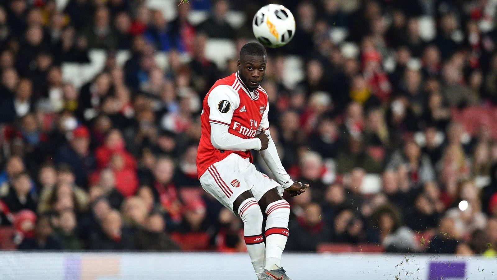 Free Kick Wallpapers - Top Free Free Kick Backgrounds - WallpaperAccess