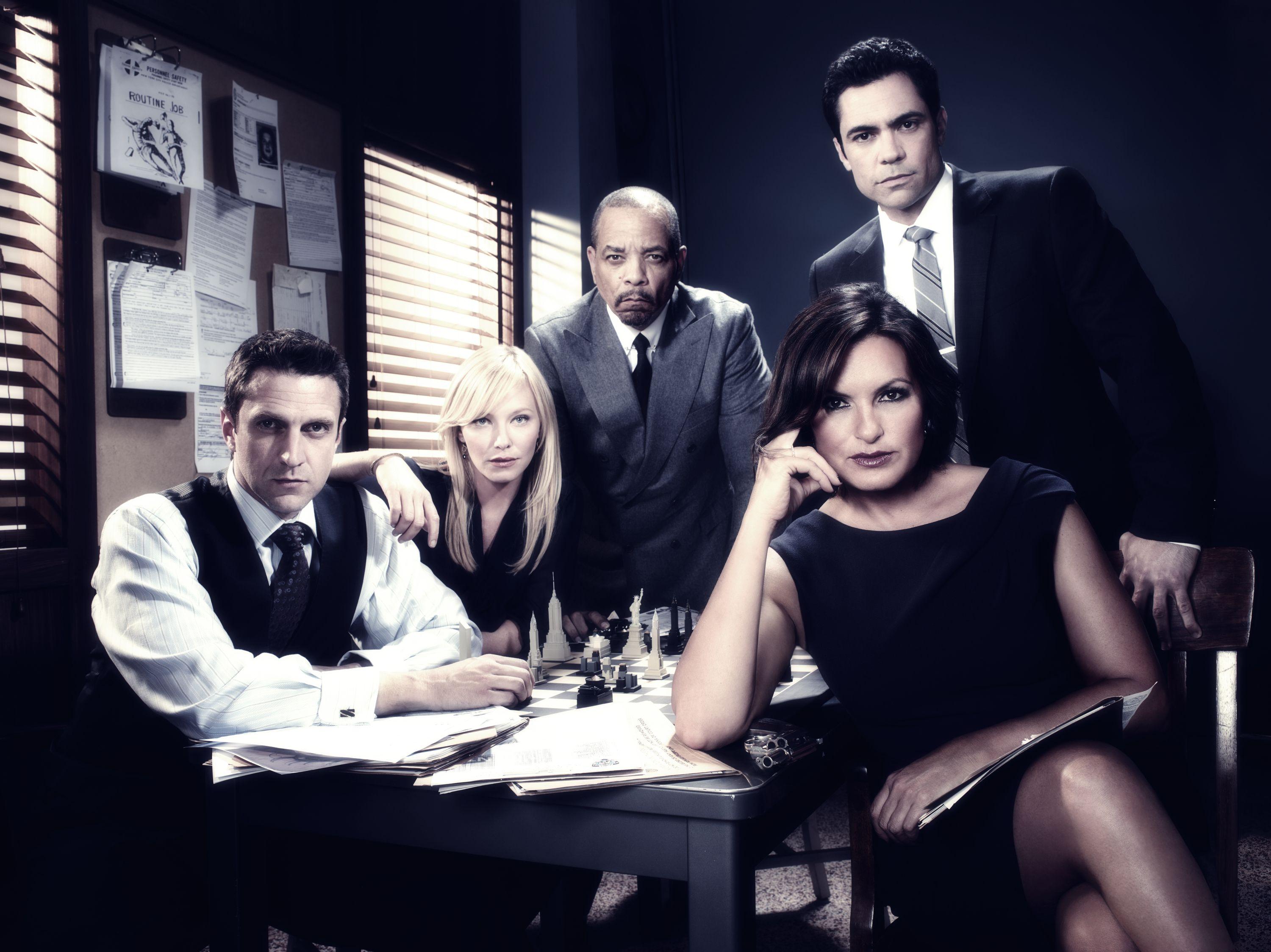 Law and Order SVU Wallpapers - Top Free Law and Order SVU Backgrounds ...