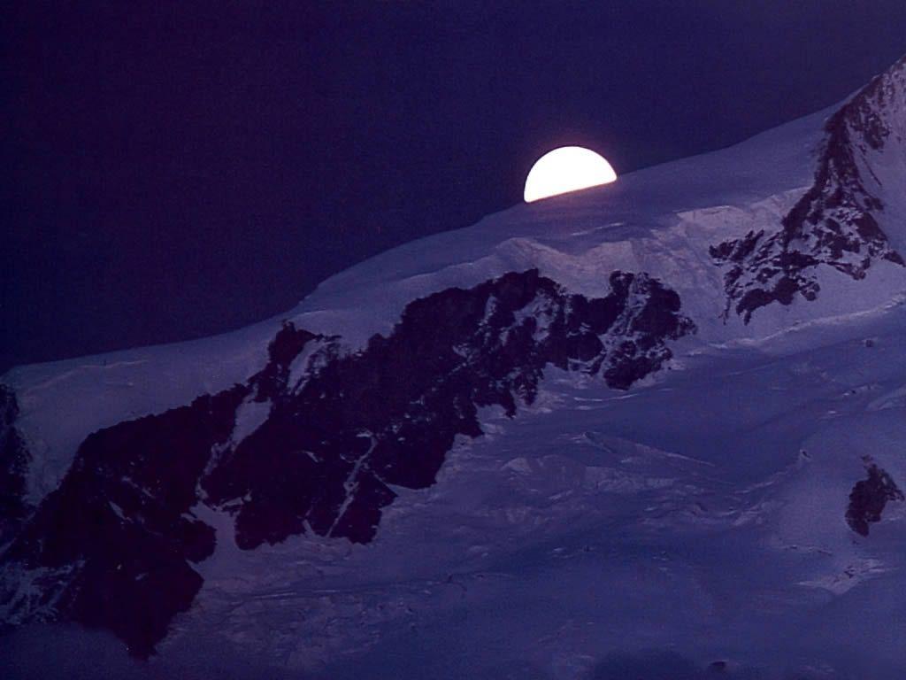 Moon and Mountains Wallpapers - Top Free Moon and Mountains Backgrounds ...