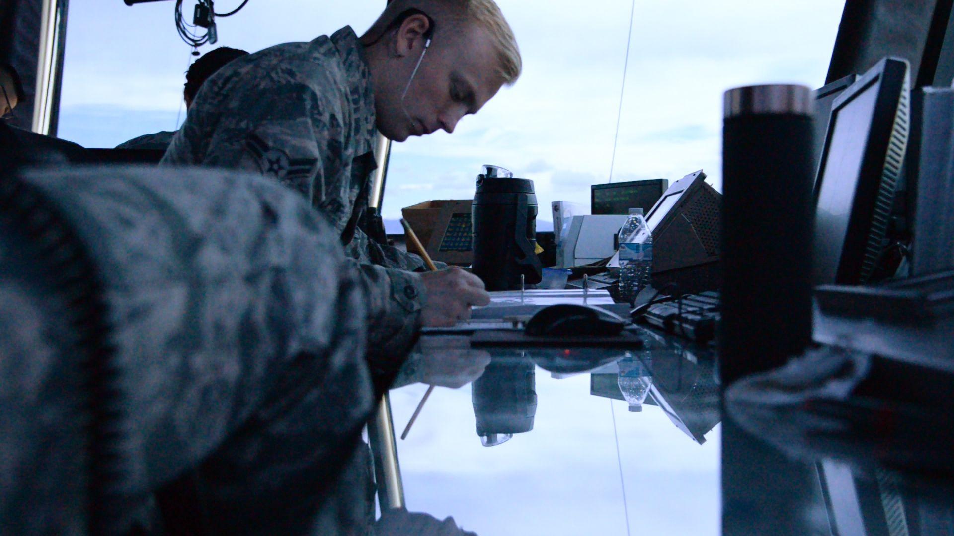 Air Traffic Control Wallpapers - Top Free Air Traffic Control ...