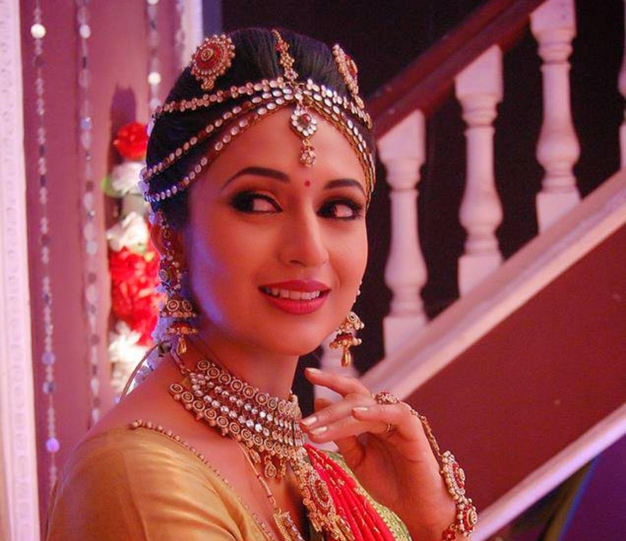 Divyanka Tripathi Wallpapers - Top Free Divyanka Tripathi Backgrounds ...