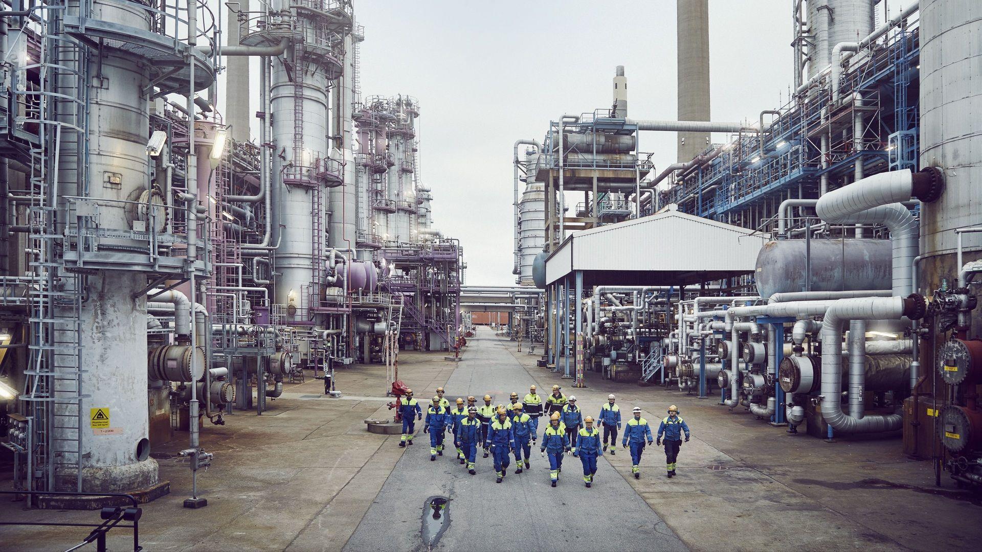 Refinery Wallpapers - Top Free Refinery Backgrounds - WallpaperAccess