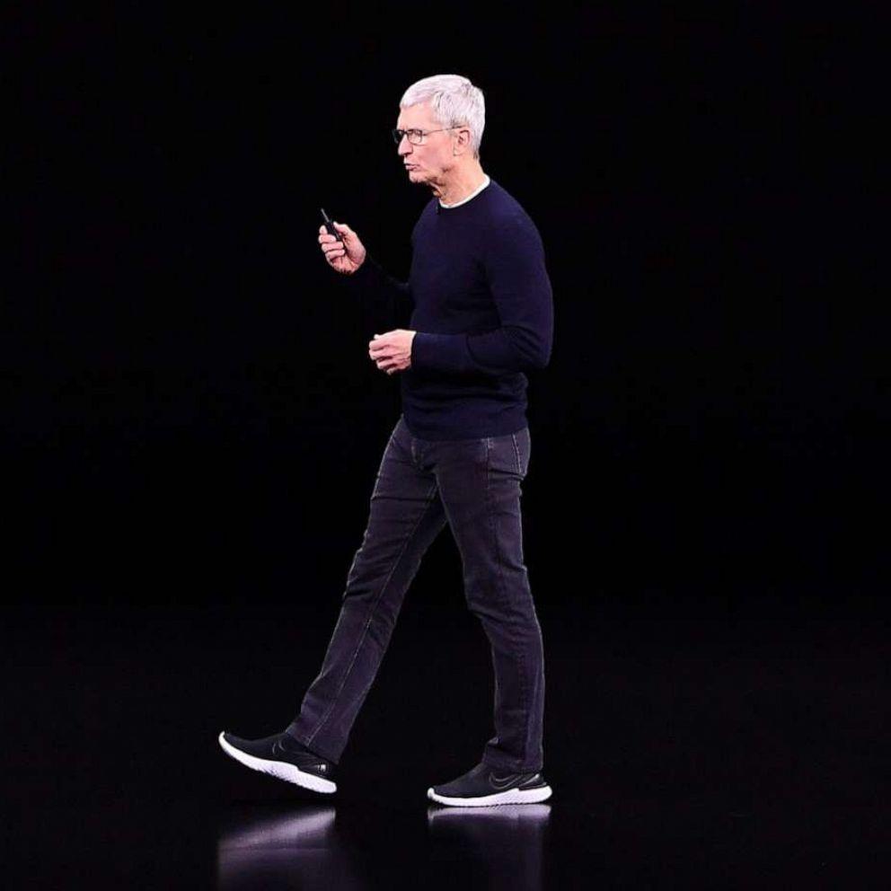 Tim Cook Wallpapers - Top Free Tim Cook Backgrounds - WallpaperAccess