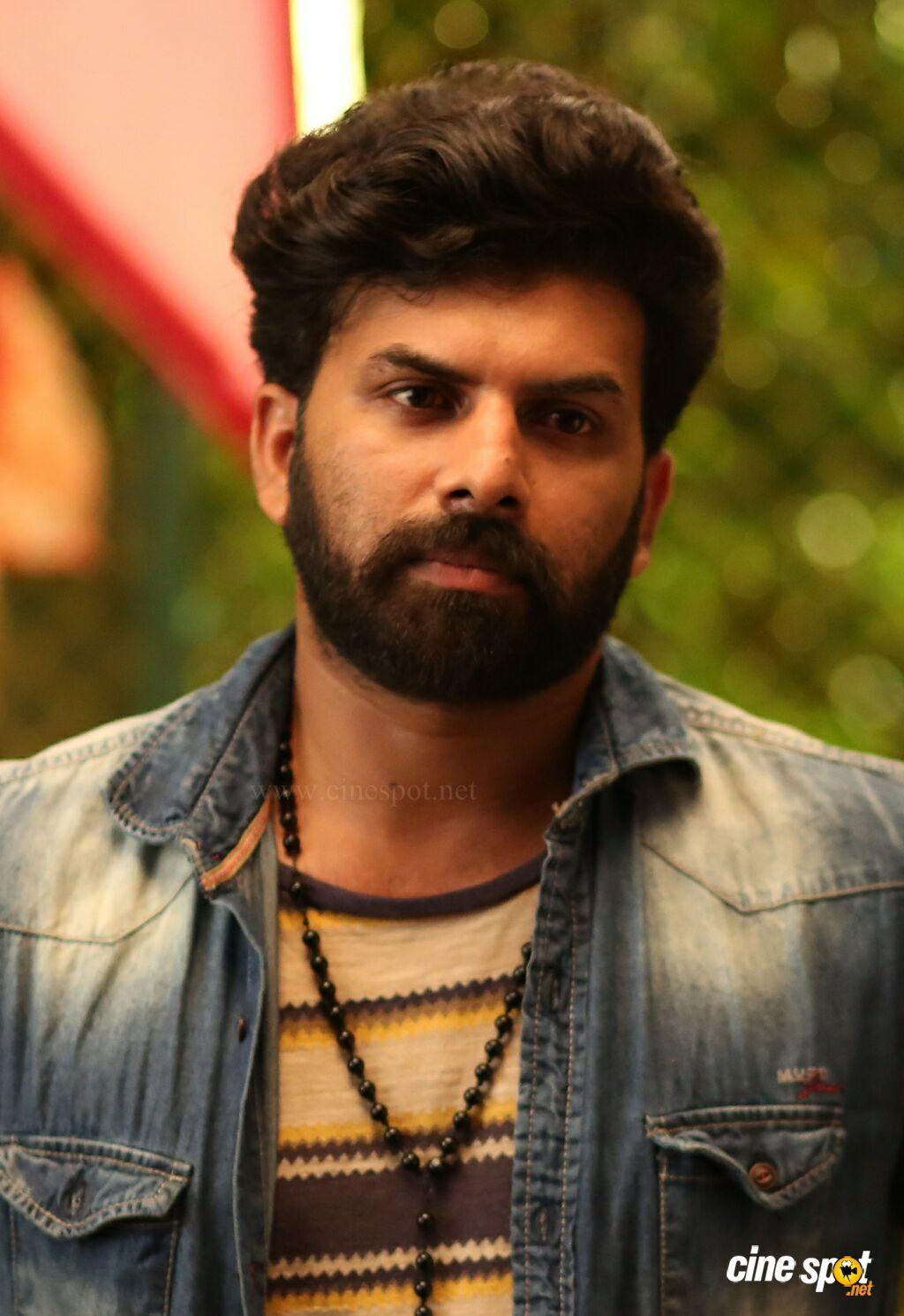 Pokkiri Wallpapers - Top Free Pokkiri Backgrounds - WallpaperAccess