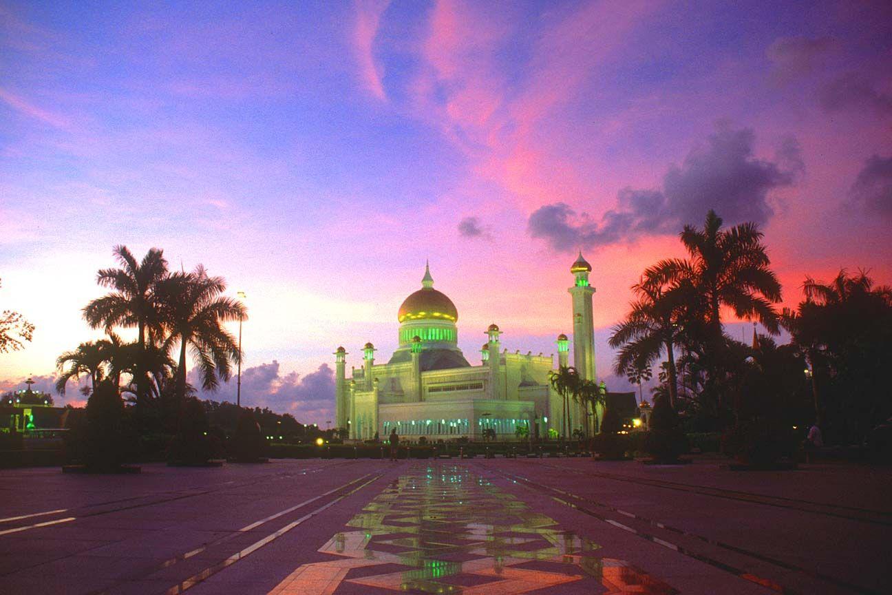 Brunei Wallpapers - Top Free Brunei Backgrounds - WallpaperAccess