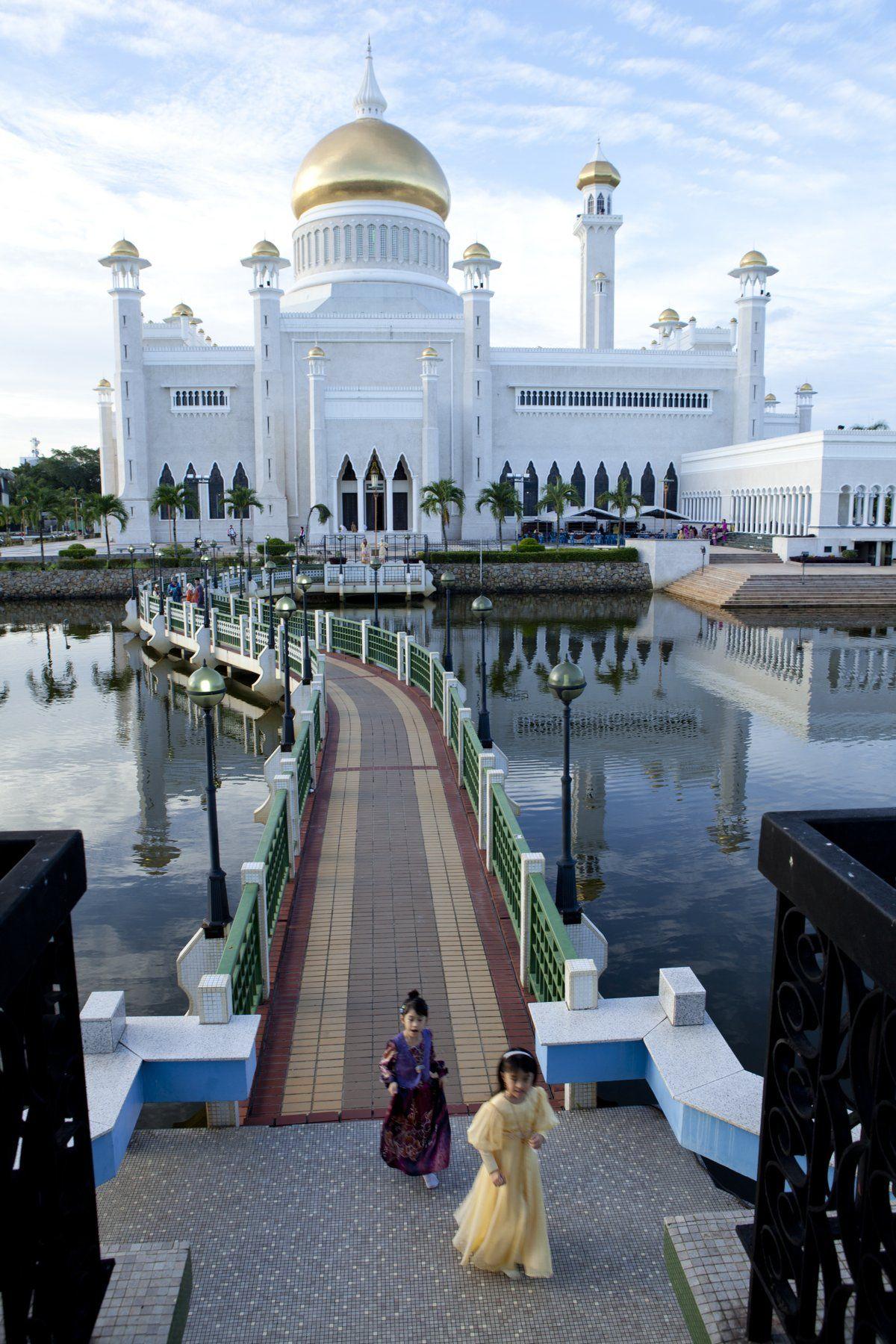 Brunei Wallpapers - Top Free Brunei Backgrounds - WallpaperAccess