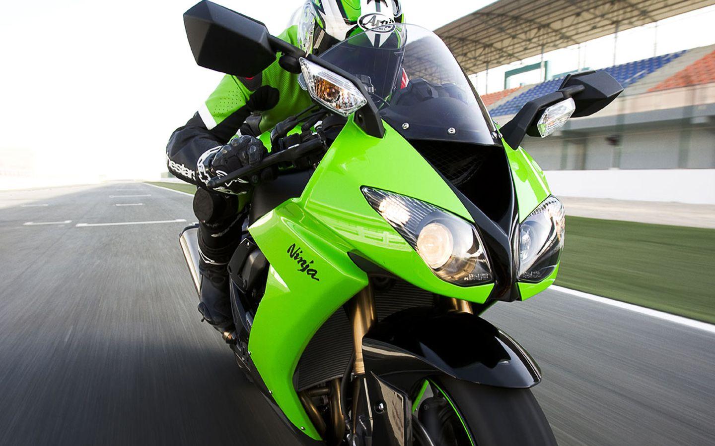 Kawasaki Racing Wallpapers - Top Free Kawasaki Racing Backgrounds ...