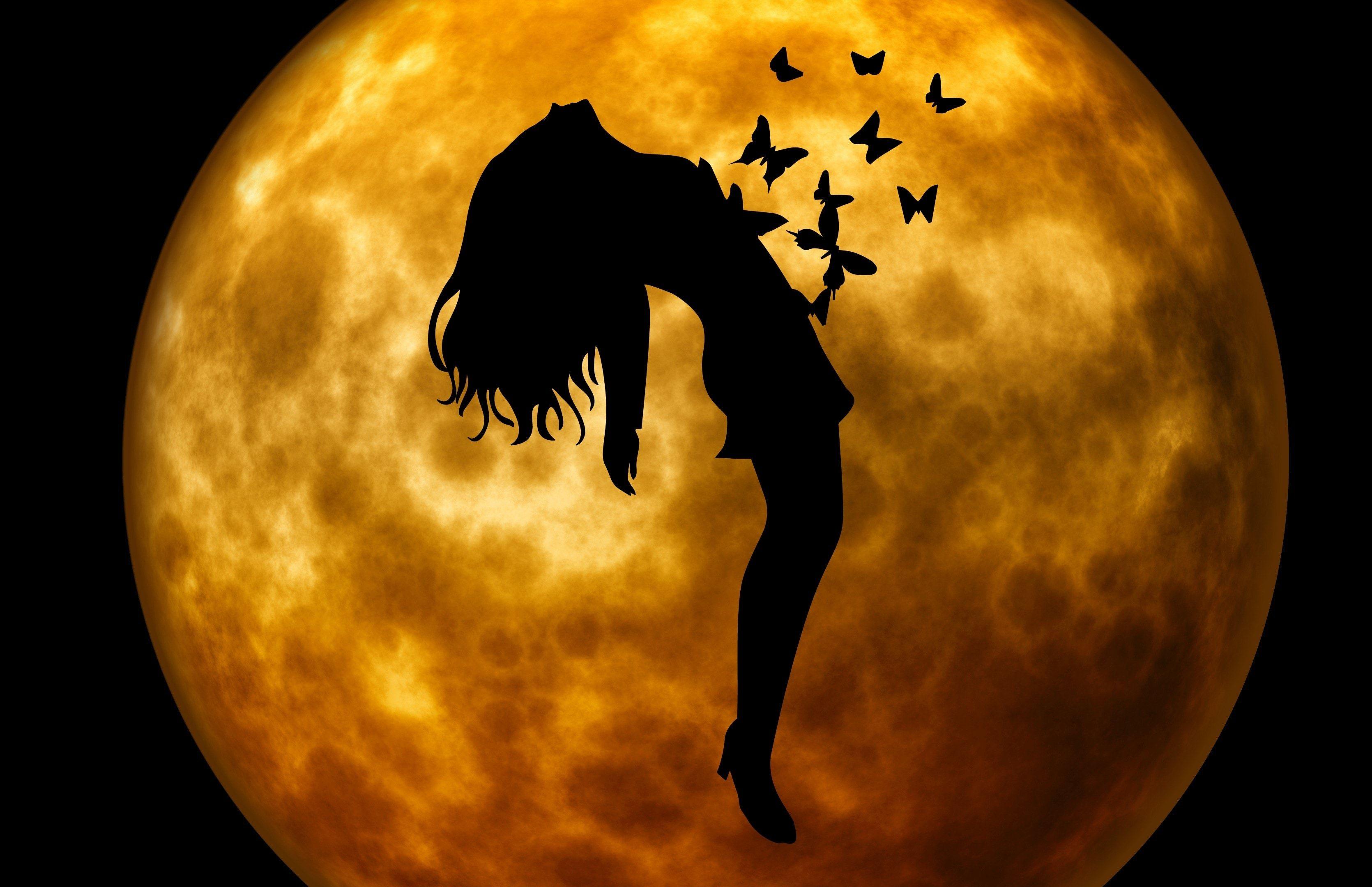 Yellow Moon Wallpapers - Top Free Yellow Moon Backgrounds - WallpaperAccess
