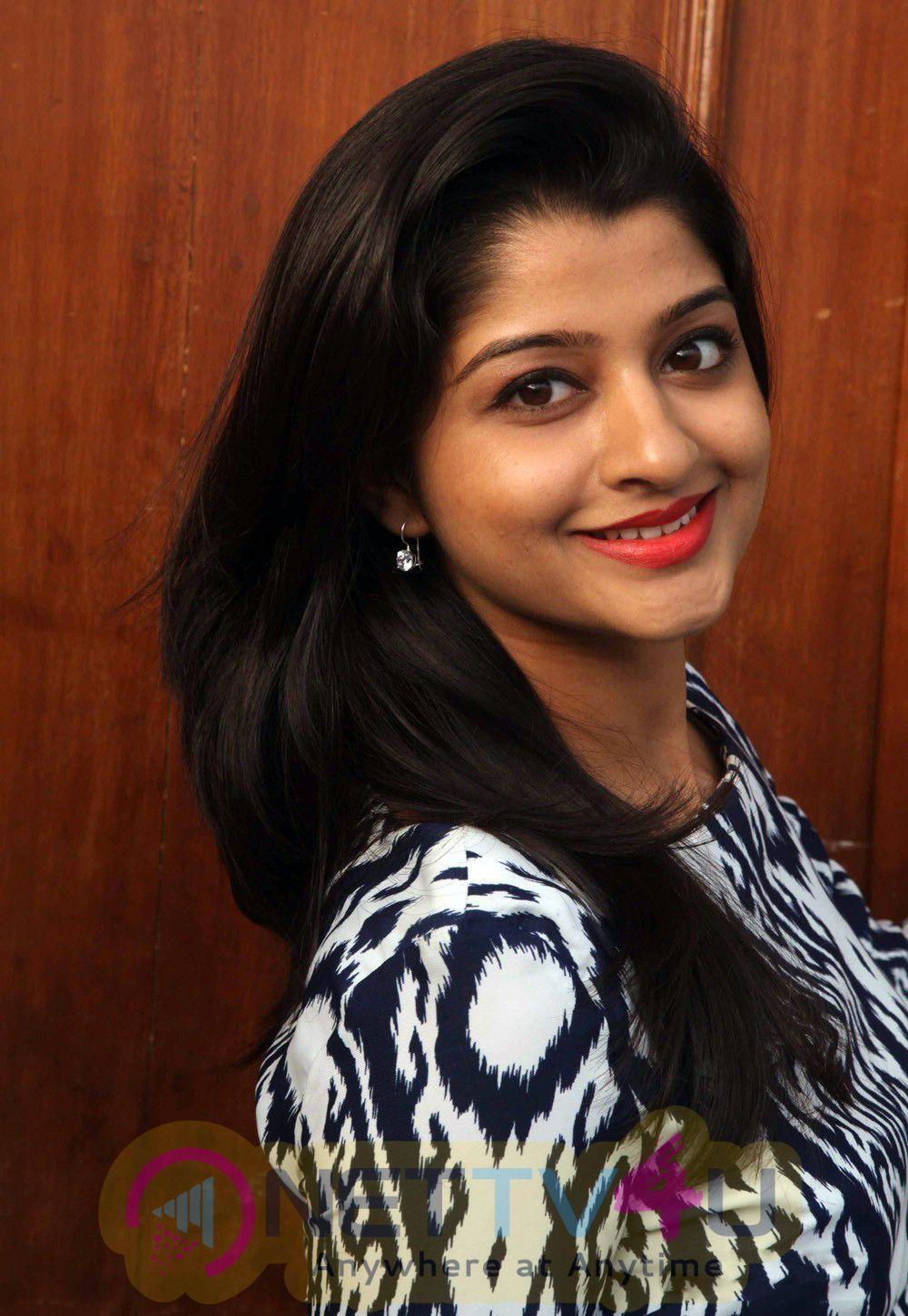 Aishani Shetty Wallpapers - Top Free Aishani Shetty Backgrounds ...