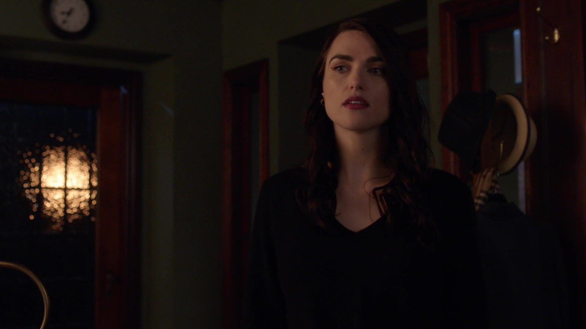 Lena Luthor Wallpapers - Top Free Lena Luthor Backgrounds - WallpaperAccess