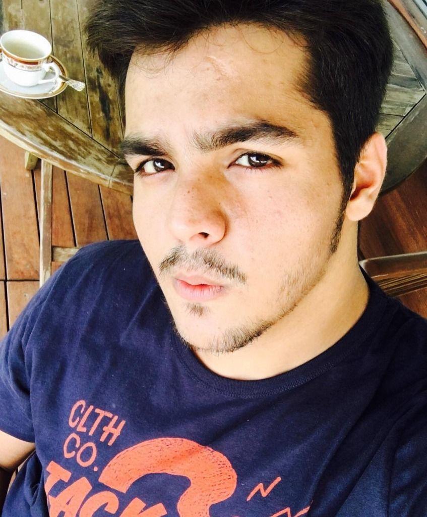 Ashish Chanchlani Wallpapers - Top Free Ashish Chanchlani Backgrounds ...