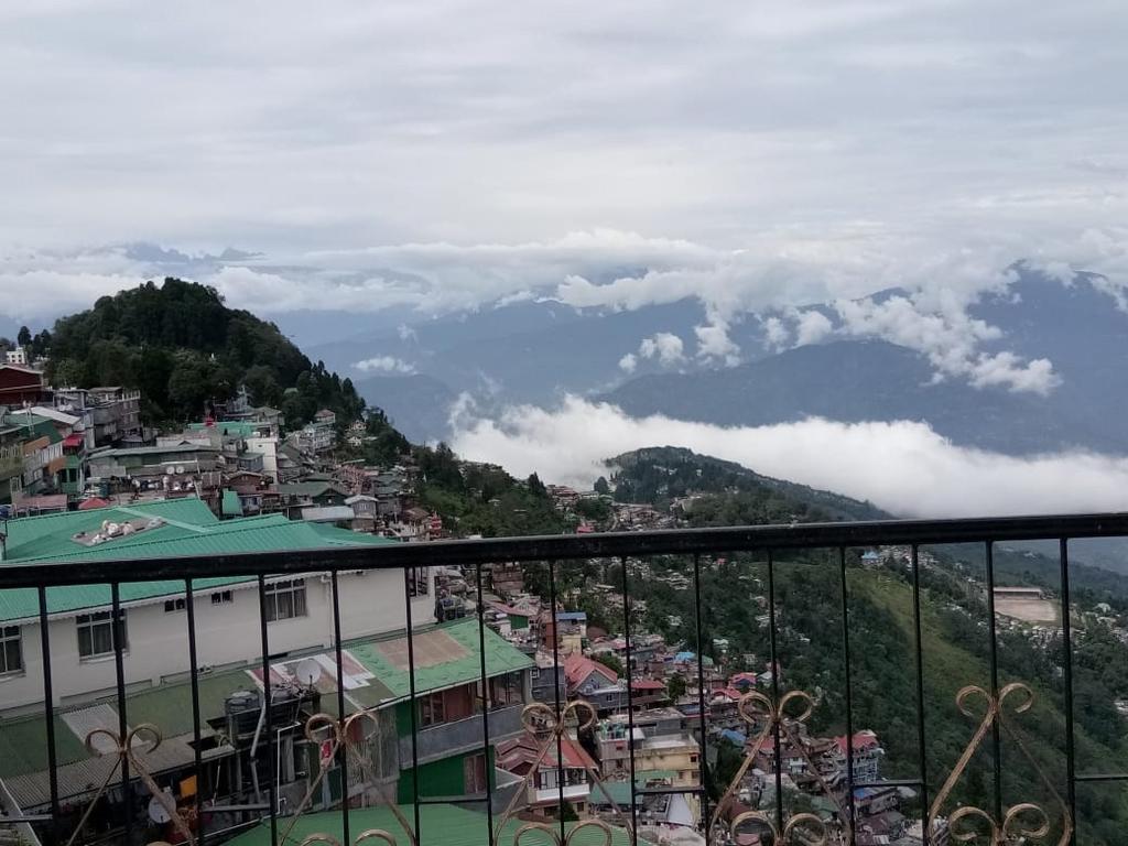 Darjeeling Wallpapers - Top Free Darjeeling Backgrounds - WallpaperAccess