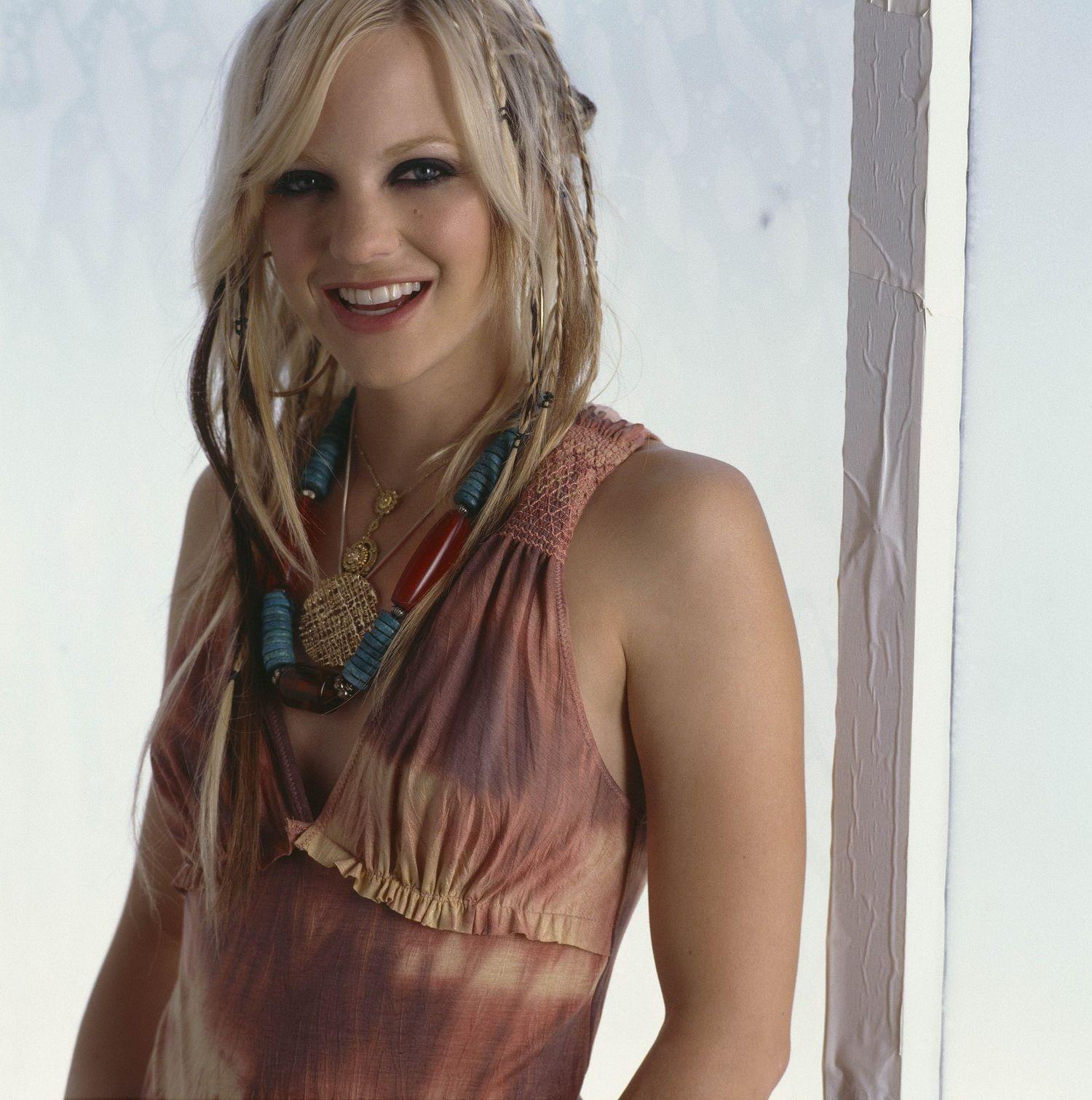 Anna Faris Wallpapers - Top Free Anna Faris Backgrounds - WallpaperAccess