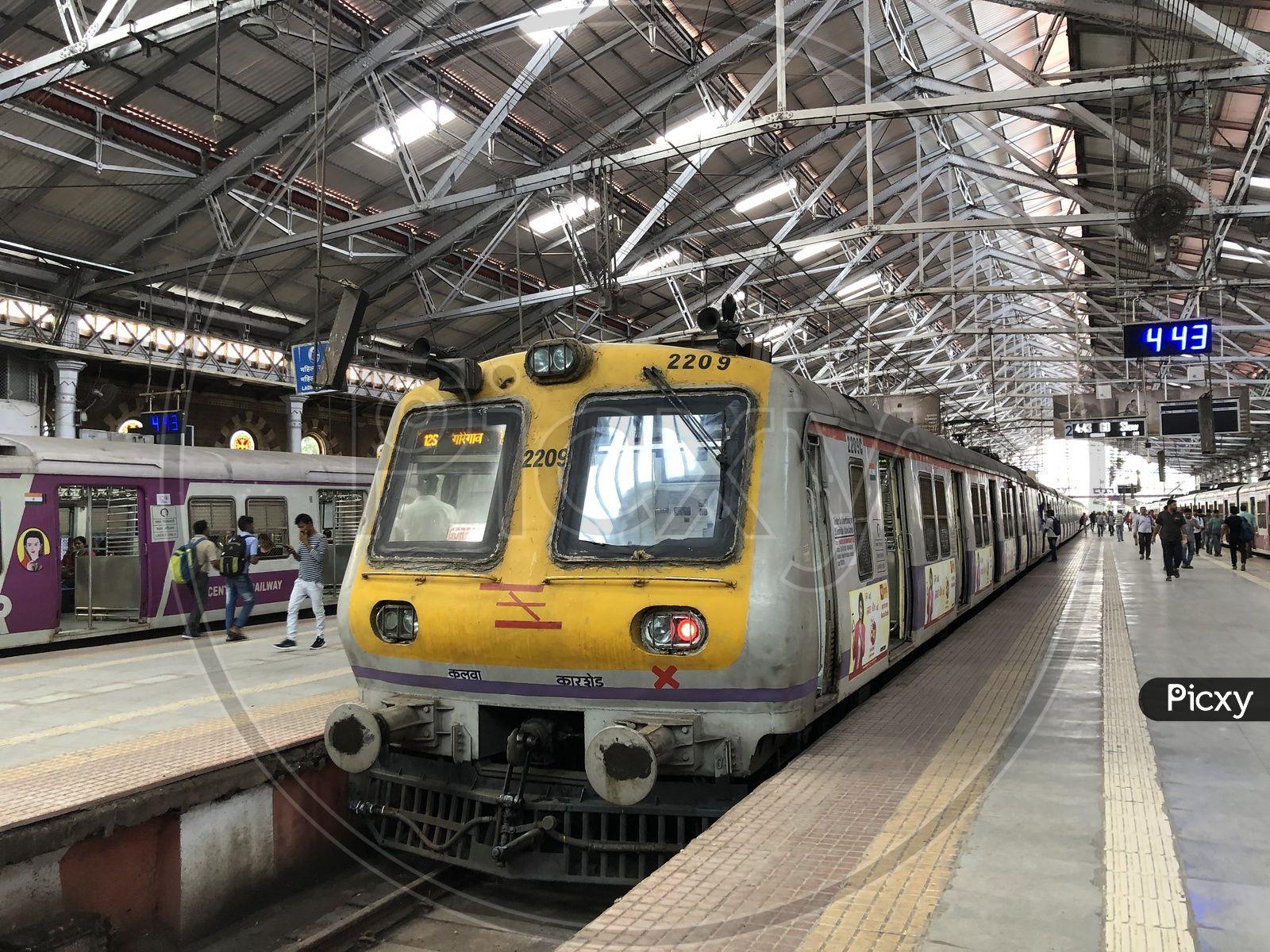 Train Platform Wallpapers - Top Free Train Platform Backgrounds ...