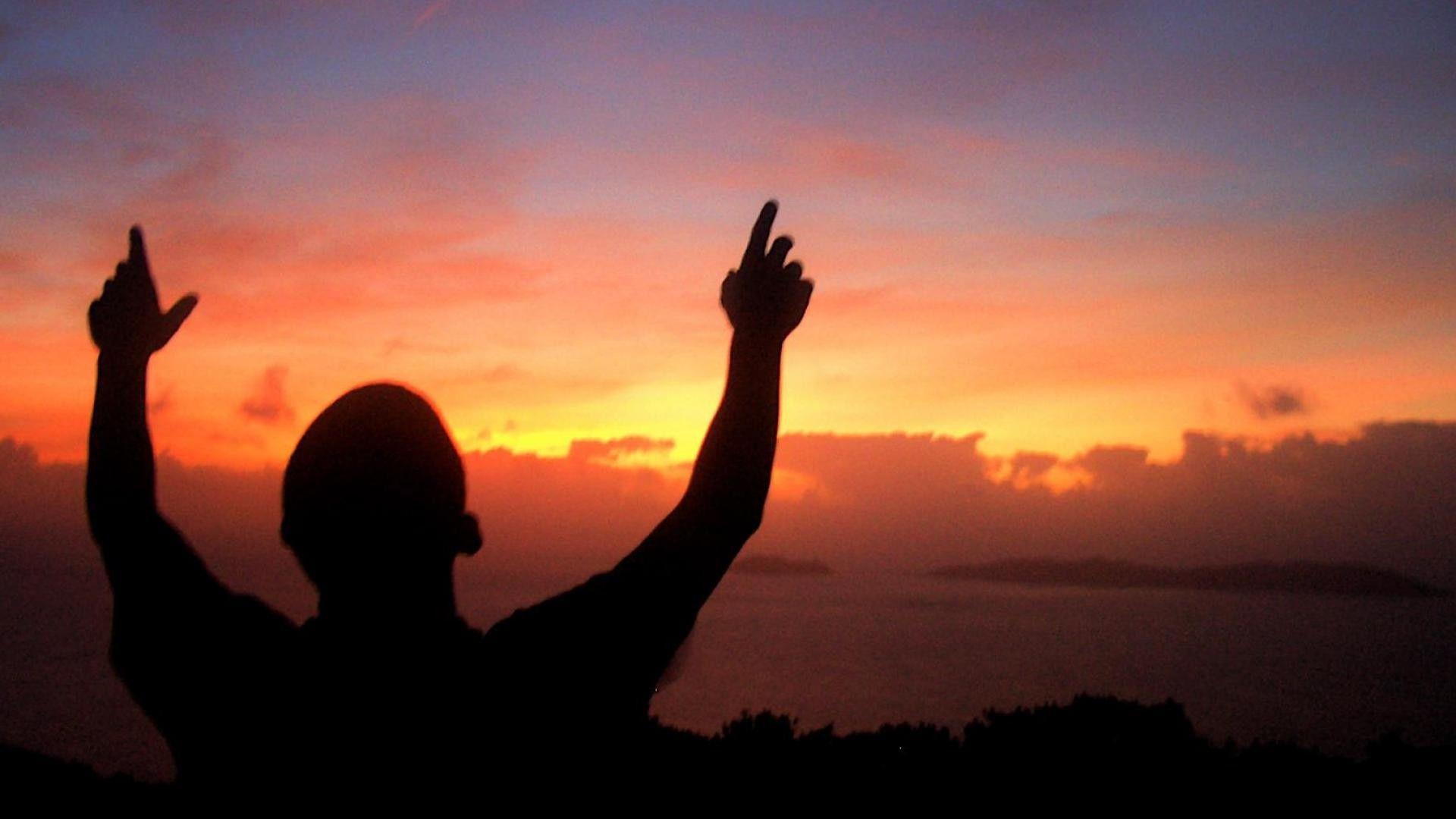 Praying HD Wallpapers - Top Free Praying HD Backgrounds - WallpaperAccess