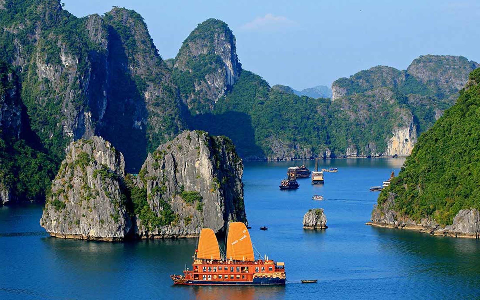 Halong Bay Wallpapers - Top Free Halong Bay Backgrounds - WallpaperAccess
