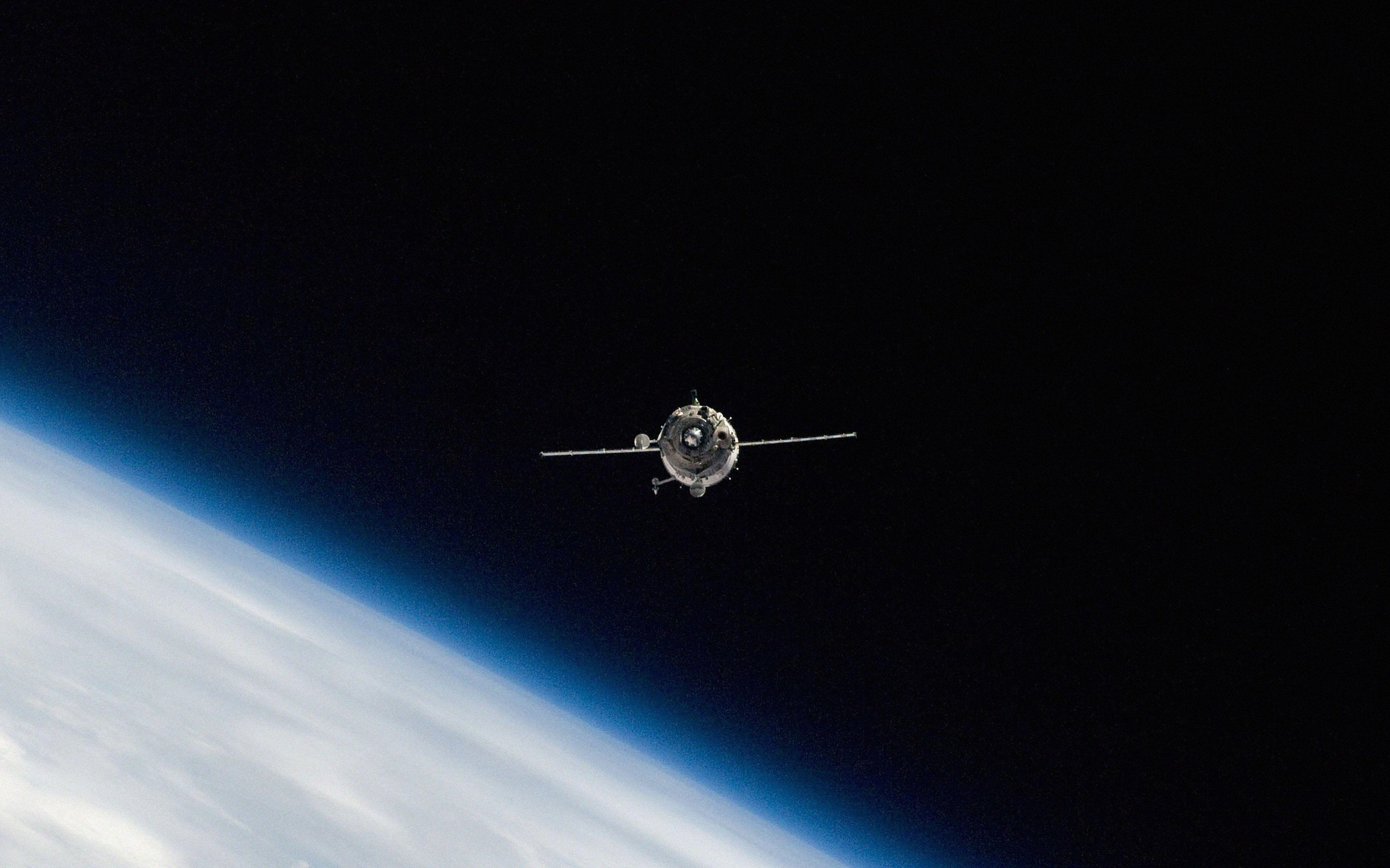 Space Satellite Wallpapers - Top Free Space Satellite Backgrounds ...