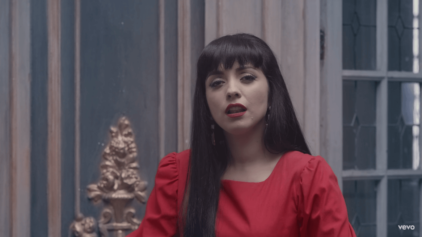 Mon Laferte Wallpapers - Top Free Mon Laferte Backgrounds - WallpaperAccess
