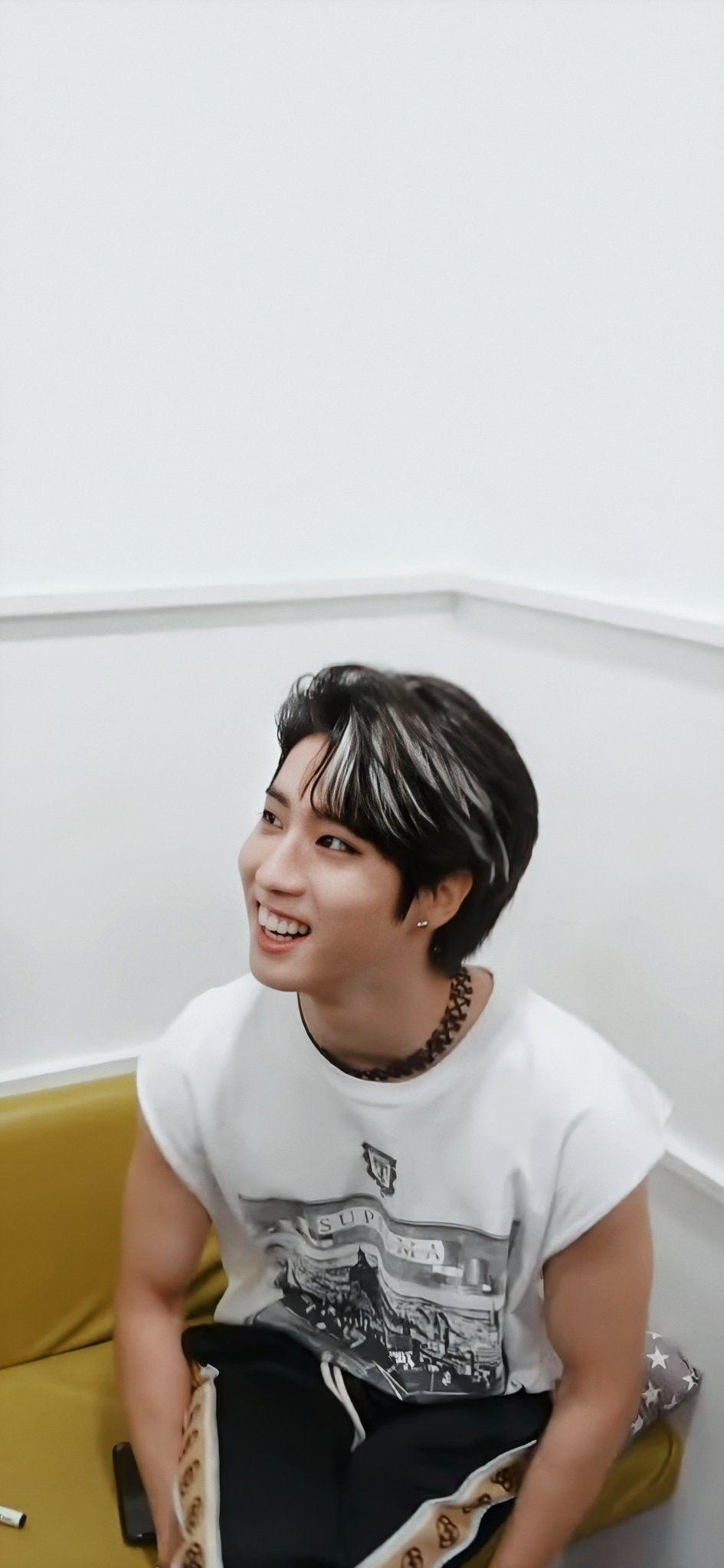 Han Jisung Desktop Wallpapers - Top Free Han Jisung Desktop Backgrounds ...