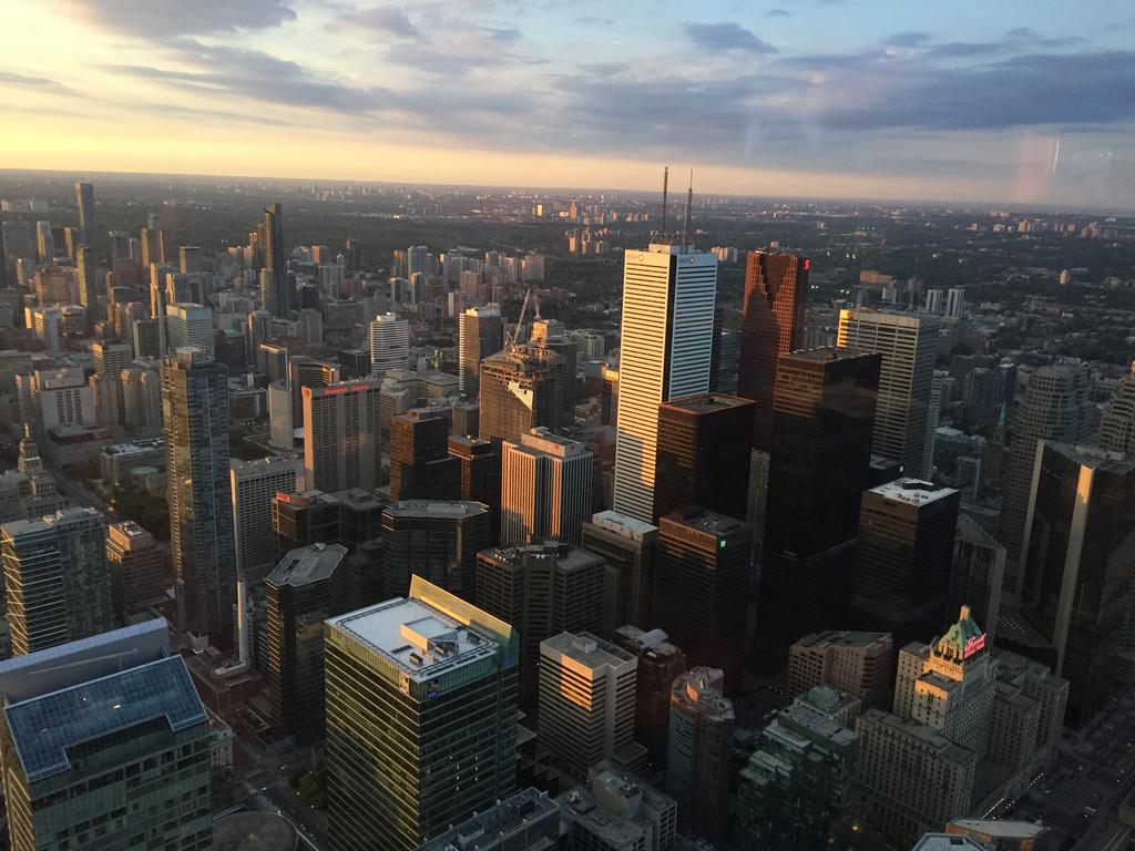 Toronto Drake Wallpapers - Top Free Toronto Drake Backgrounds ...