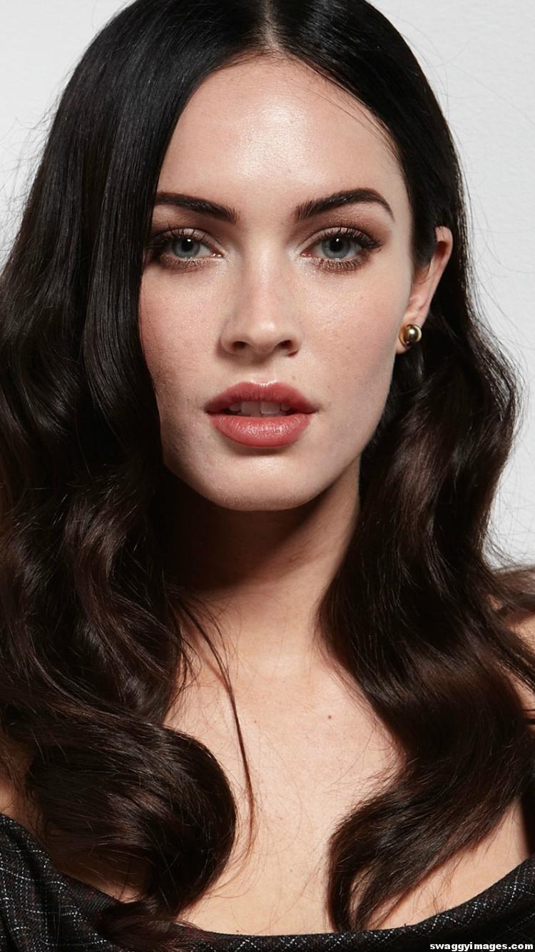 Megan Fox iPhone Wallpapers - Top Free Megan Fox iPhone Backgrounds - WallpaperAccess