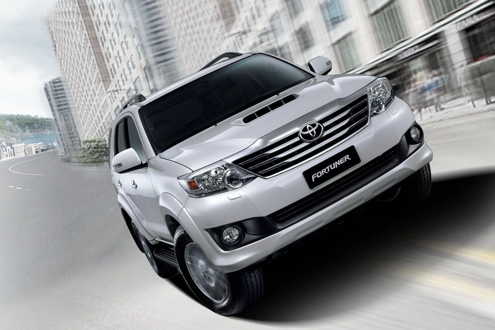 Fortuner Car Wallpapers - Top Free Fortuner Car Backgrounds ...
