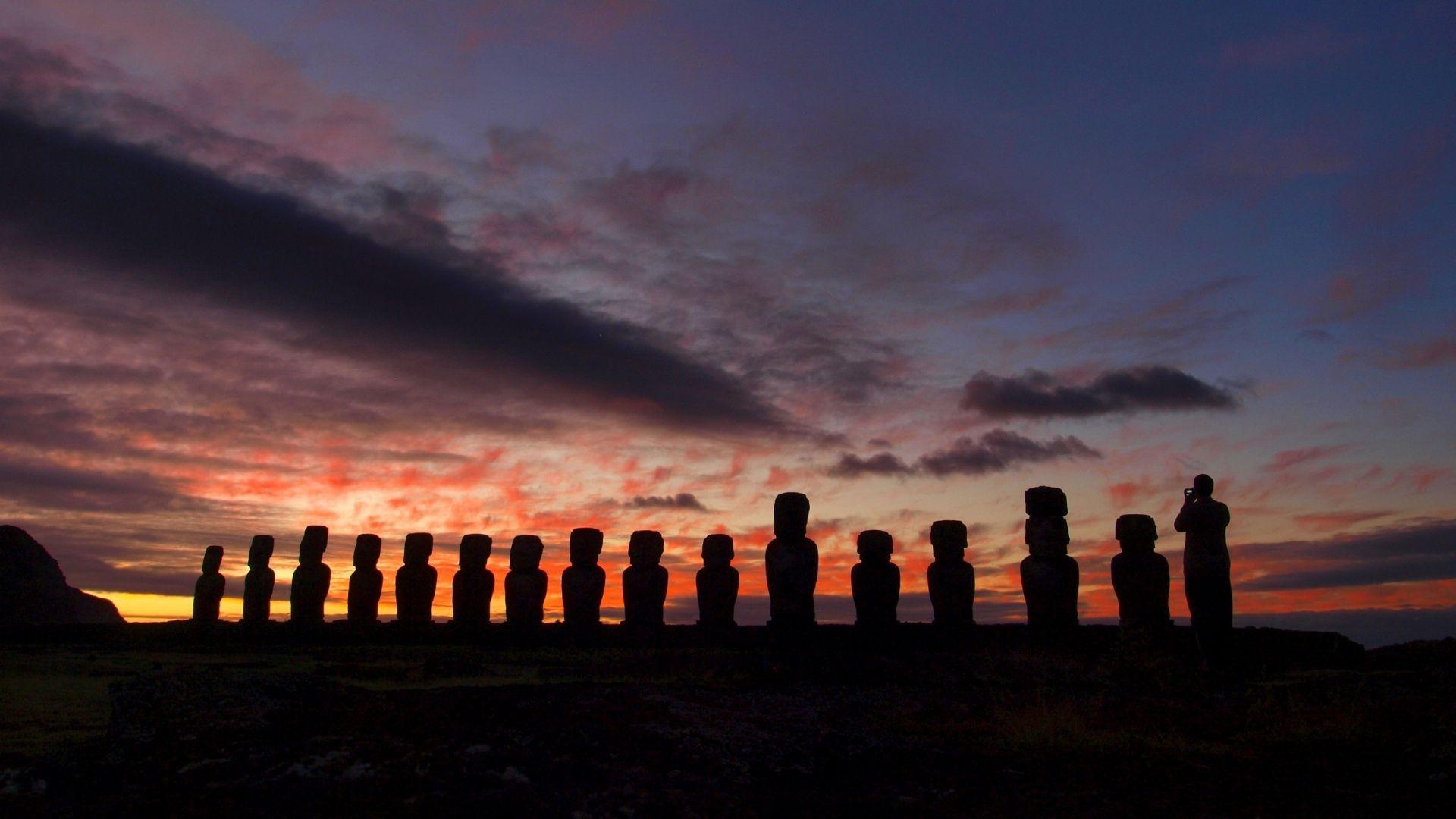 Moai Wallpapers - Top Free Moai Backgrounds - WallpaperAccess