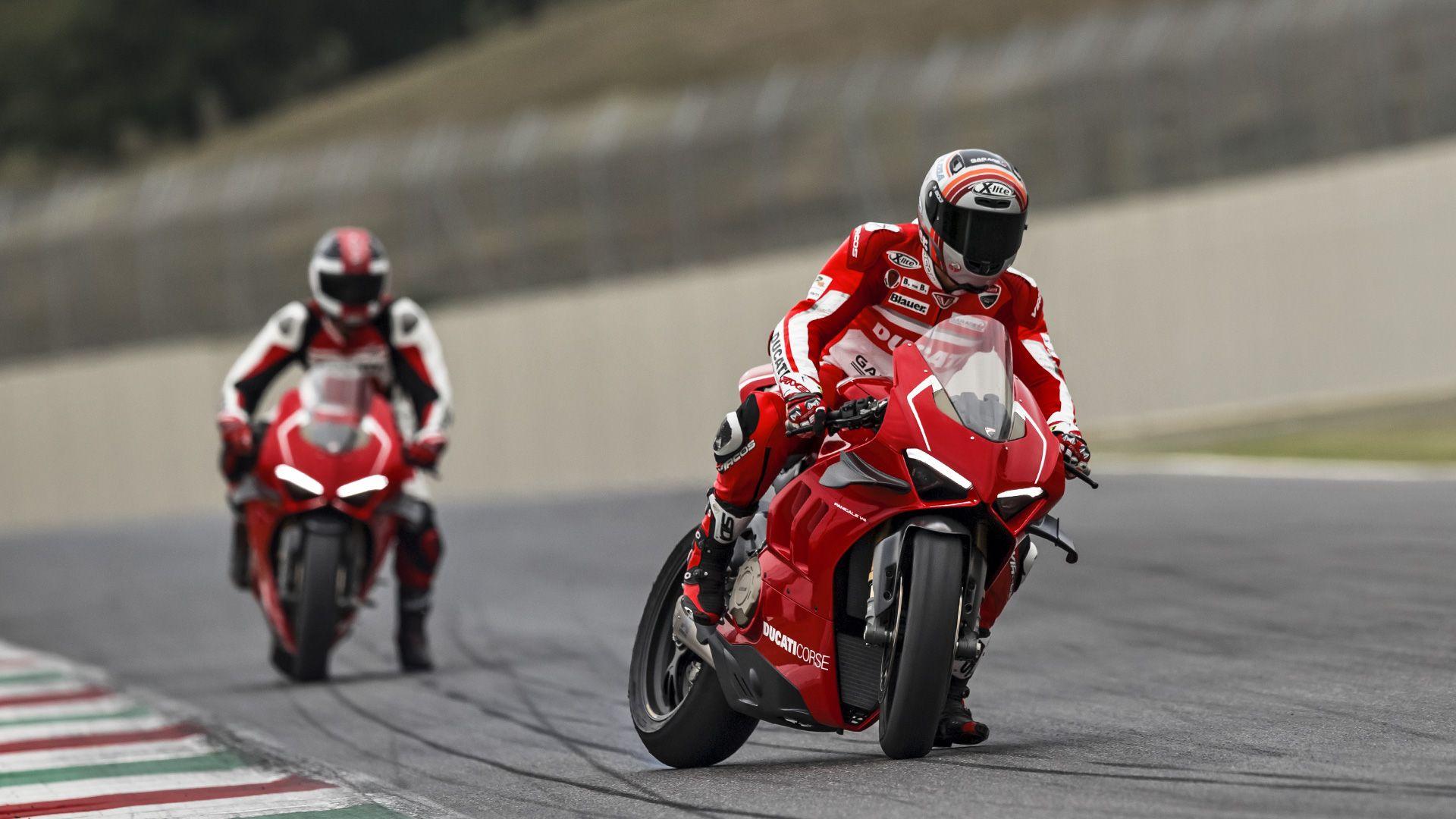 Ducati V4R Wallpapers - Top Free Ducati V4R Backgrounds - WallpaperAccess