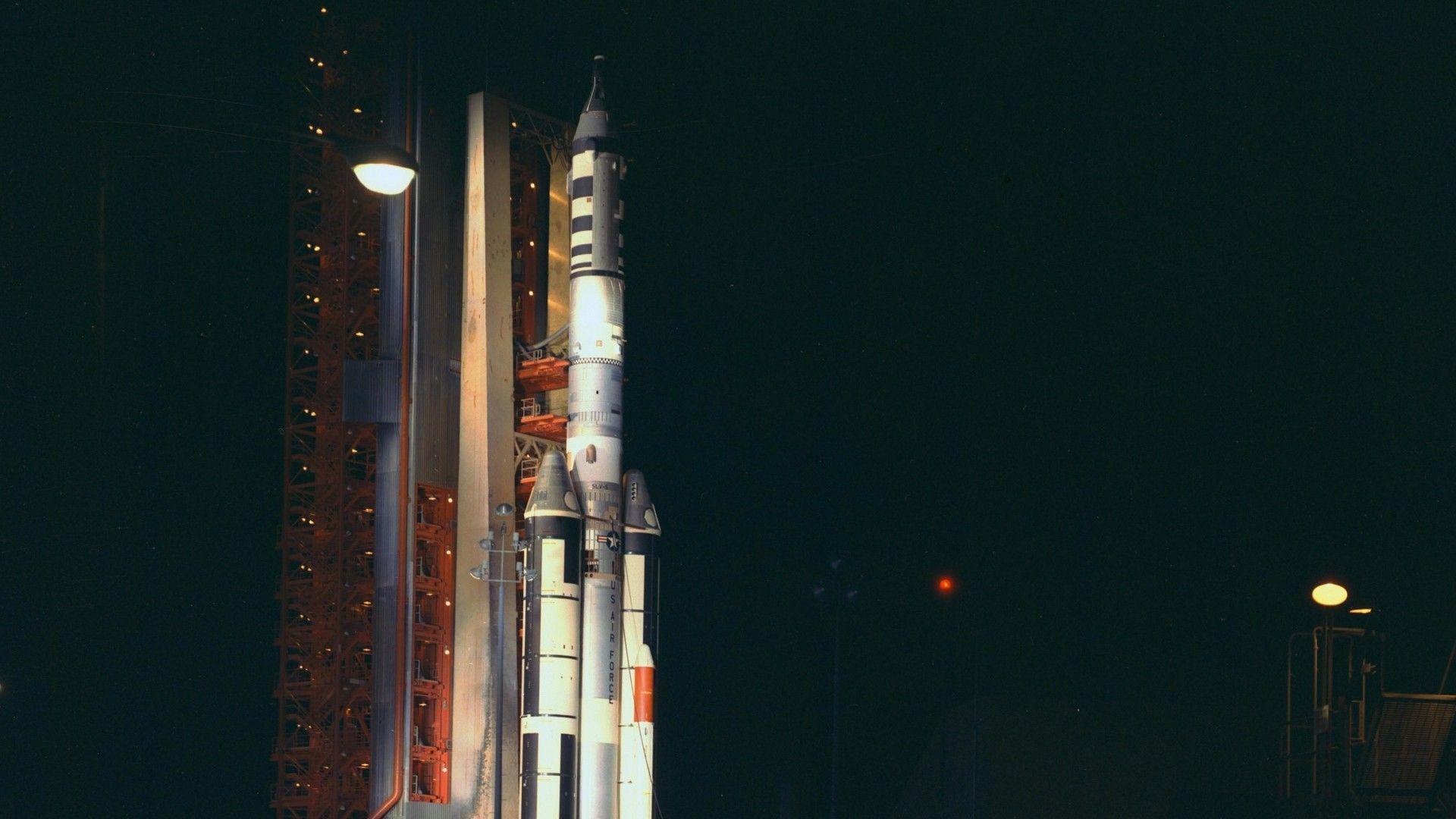 Rocket Engine Wallpapers - Top Free Rocket Engine Backgrounds - WallpaperAccess