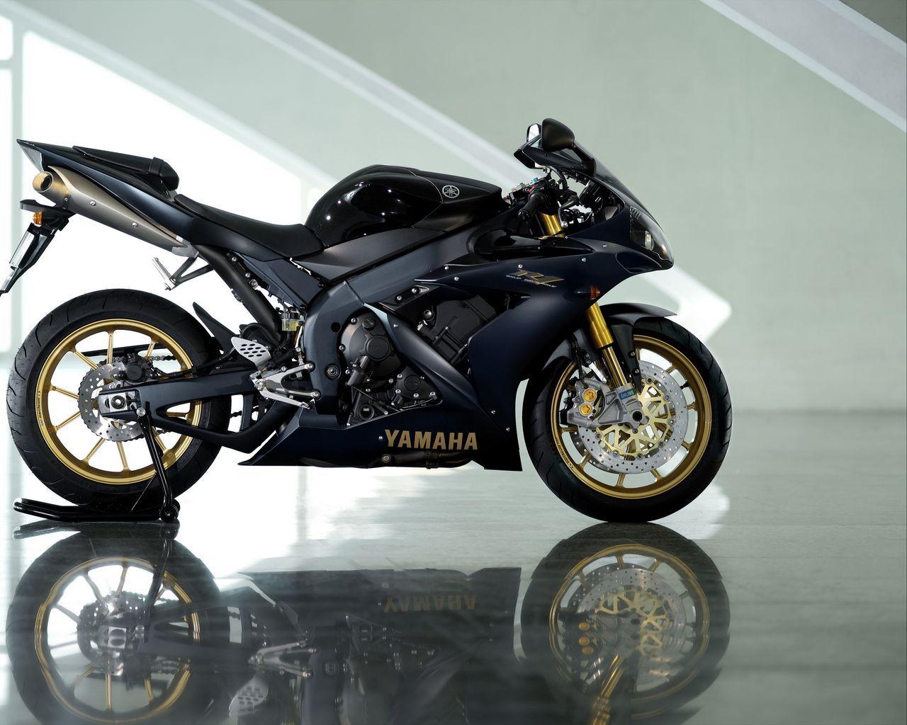 Yamaha Motorcycle Wallpapers - Top Free Yamaha Motorcycle Backgrounds ...