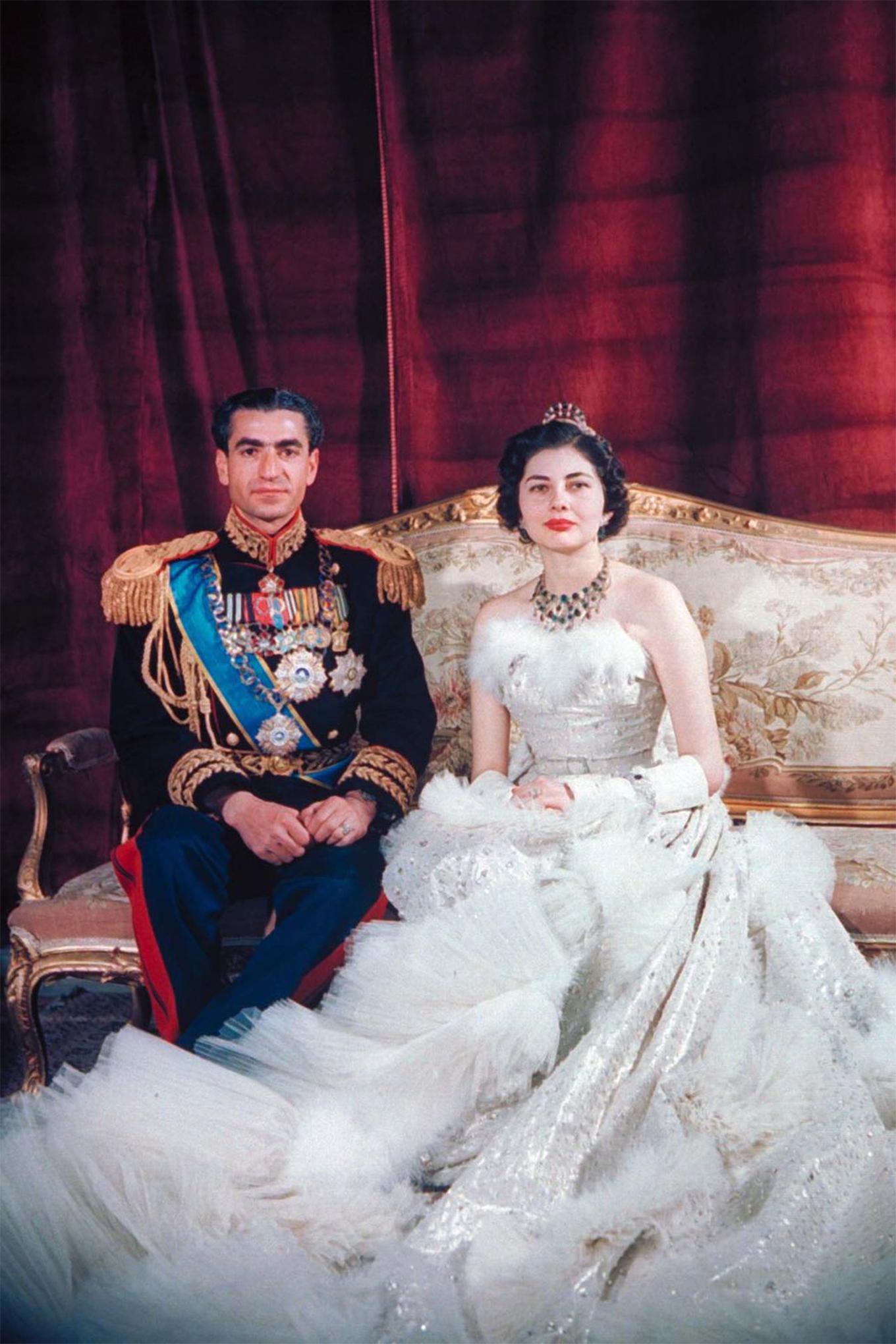 Pahlavi Wallpapers - Top Free Pahlavi Backgrounds - WallpaperAccess