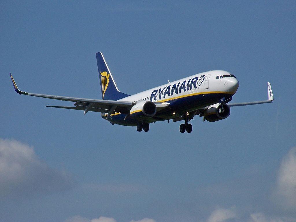 Ryanair Wallpapers - Top Free Ryanair Backgrounds - WallpaperAccess