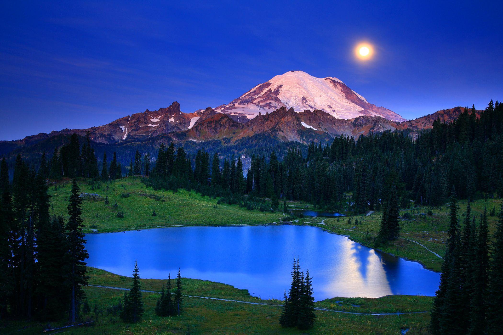 Moon Lake Wallpapers - Top Free Moon Lake Backgrounds - WallpaperAccess