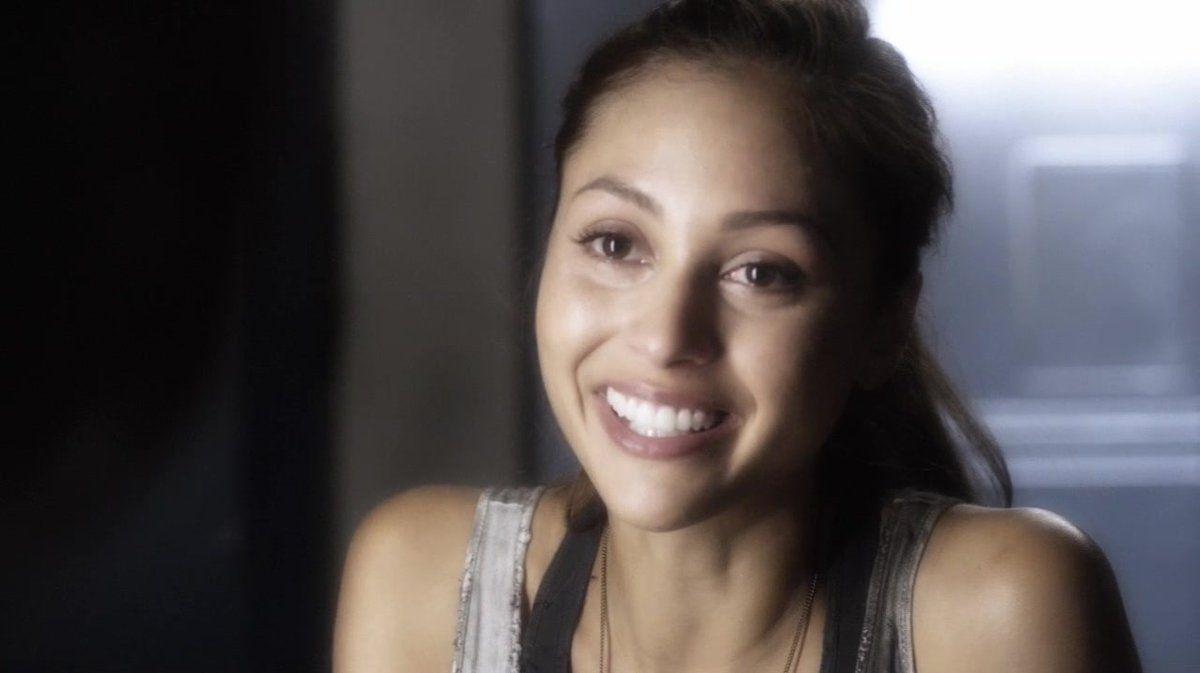 Raven Reyes Wallpapers - Top Free Raven Reyes Backgrounds - WallpaperAccess