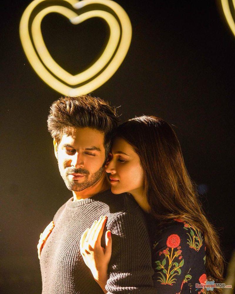 Luka Chuppi Wallpapers - Top Free Luka Chuppi Backgrounds - WallpaperAccess