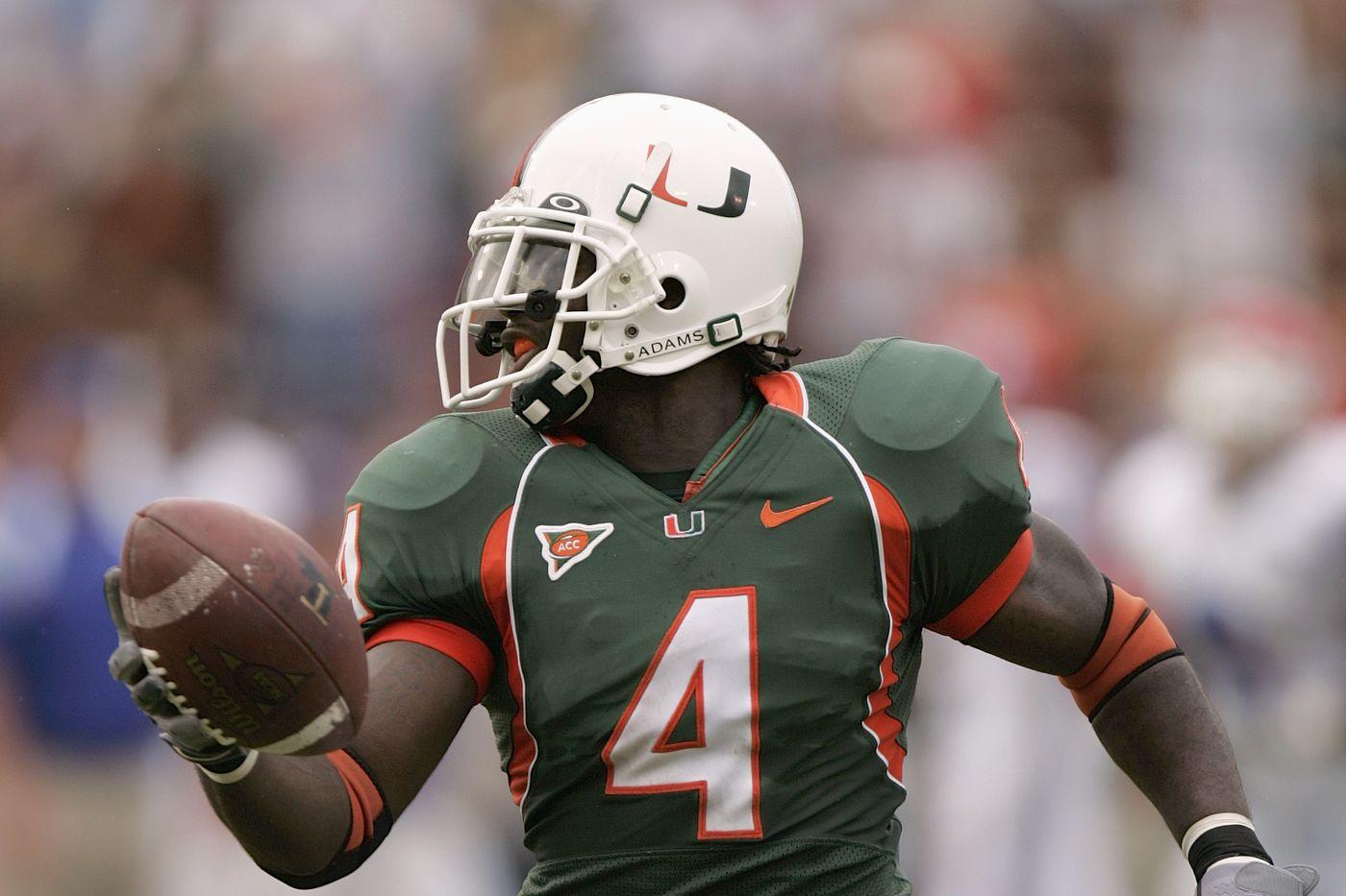 Devin Hester Wallpapers - Top Free Devin Hester Backgrounds ...