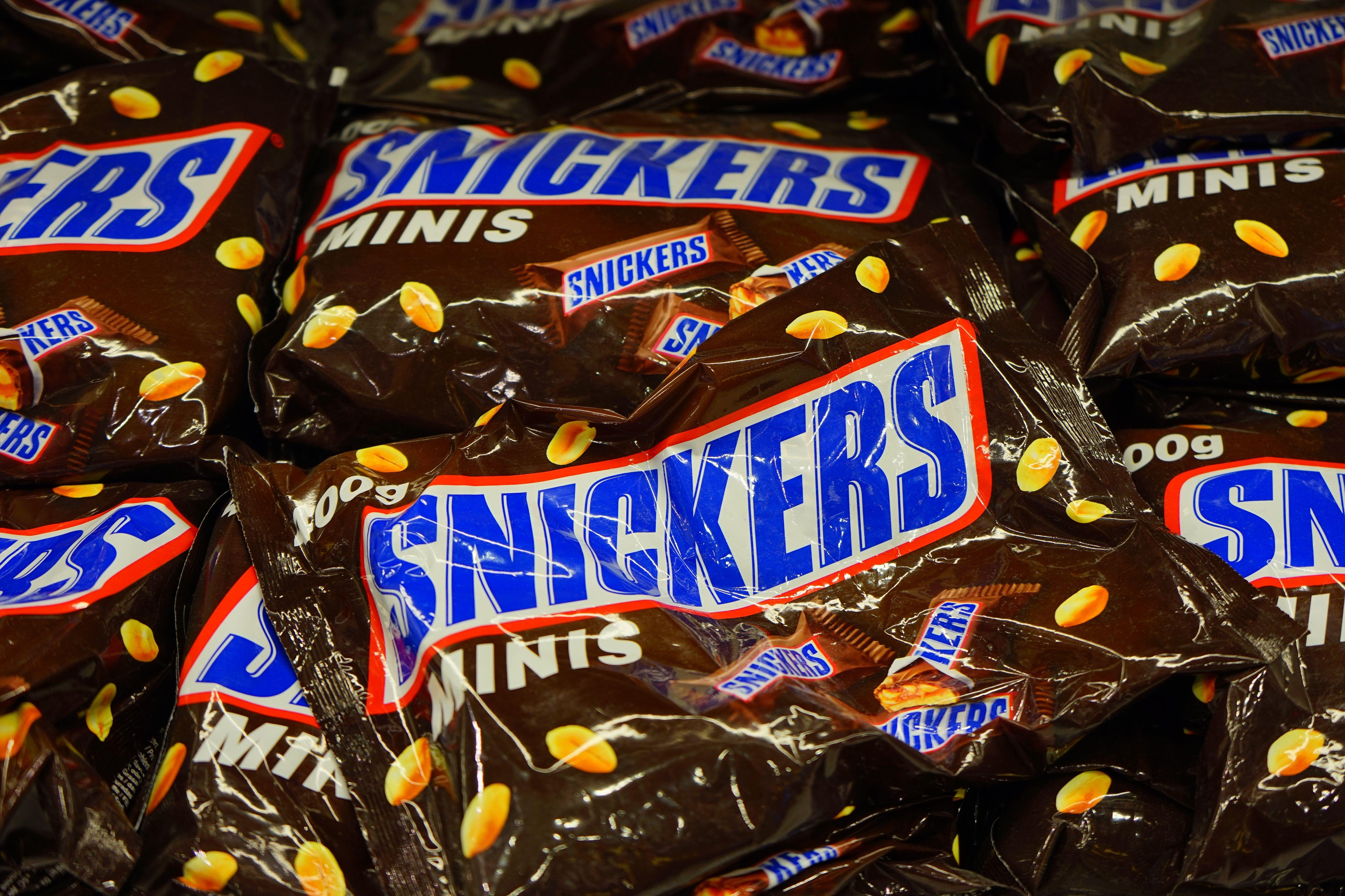 Snickers Wallpapers - Top Free Snickers Backgrounds - WallpaperAccess