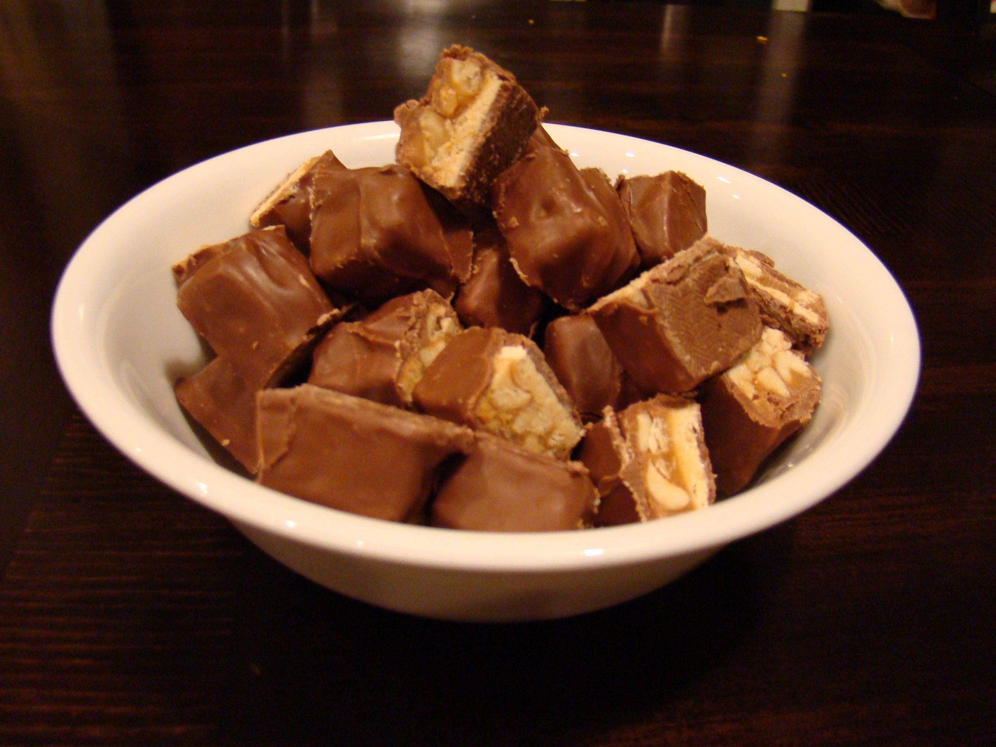 Snickers Wallpapers - Top Free Snickers Backgrounds - WallpaperAccess