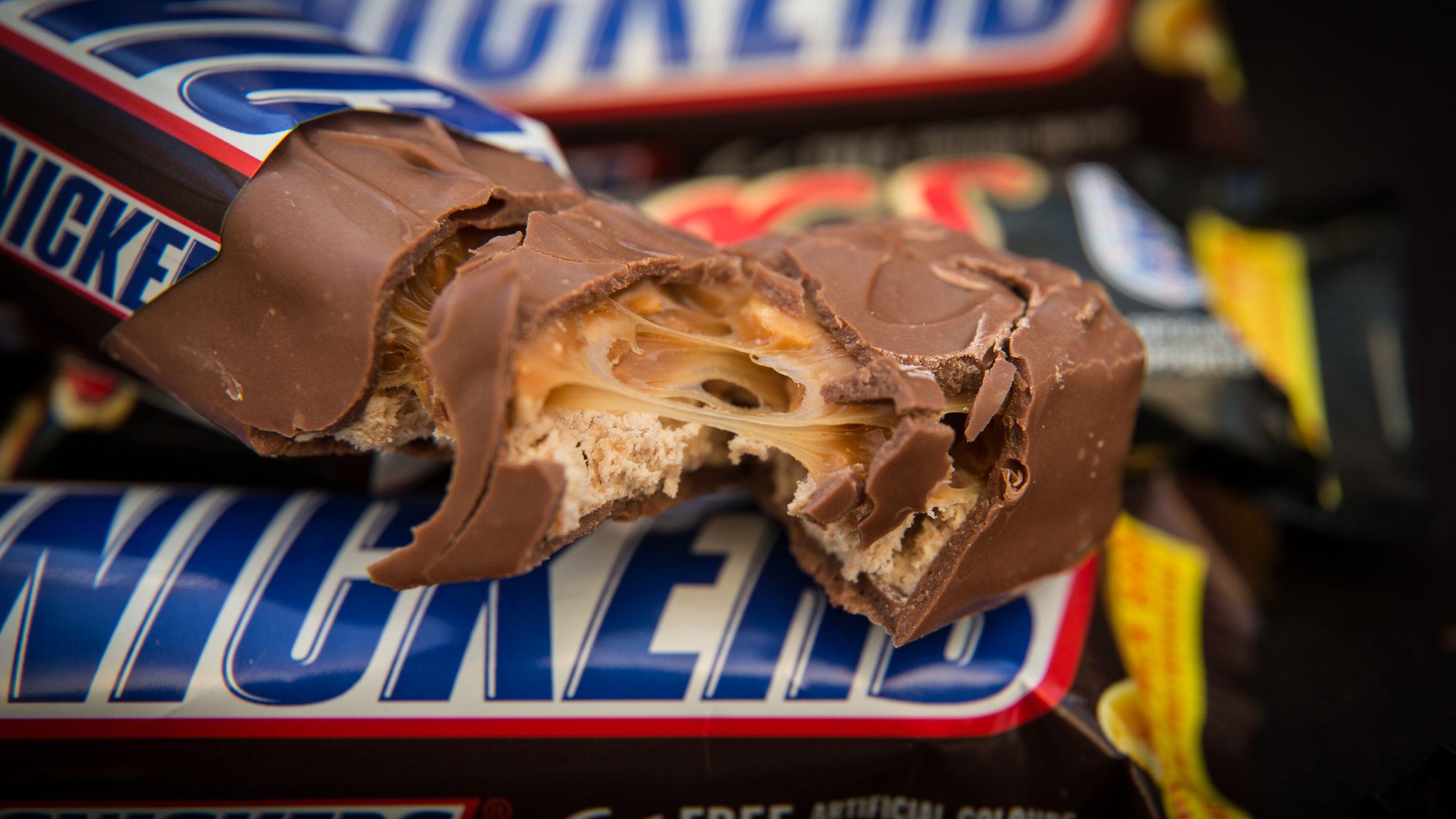 Snickers Wallpapers - Top Free Snickers Backgrounds - WallpaperAccess