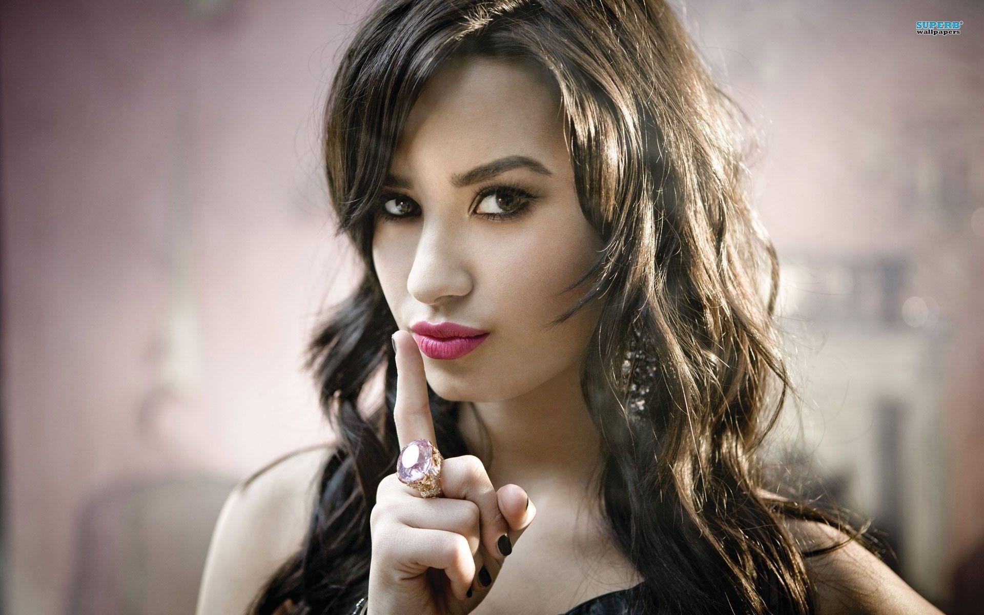 Famous Singers Wallpapers Top Free Famous Singers Backgrounds Famous Singers Wallpapers Top Free Famous Singers Backgrounds