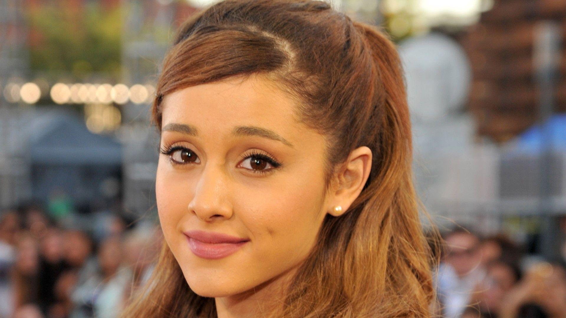 Famous Singers Wallpapers - Top Free Famous Singers Backgrounds ...