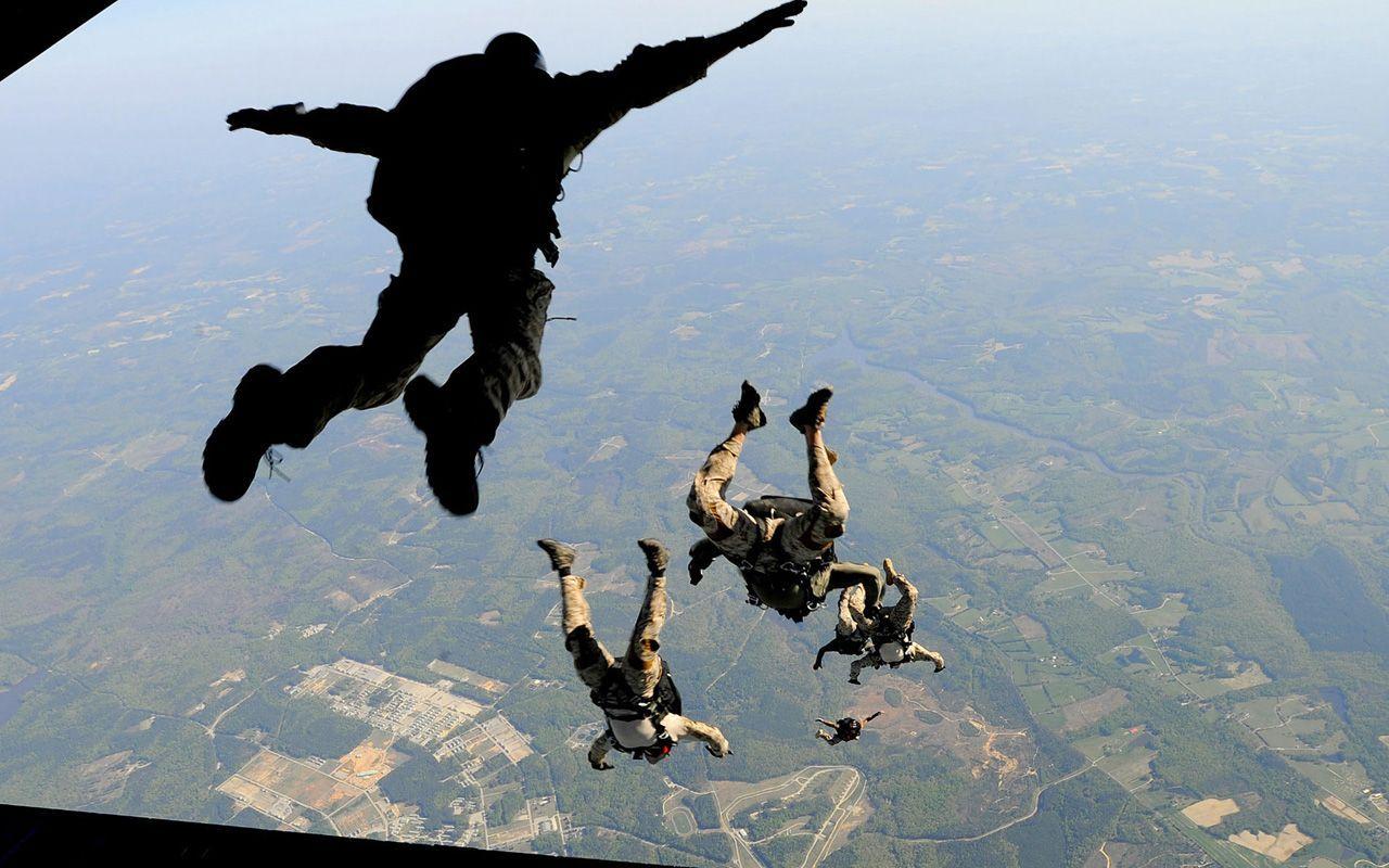 Paratrooper Wallpapers - Top Free Paratrooper Backgrounds - WallpaperAccess